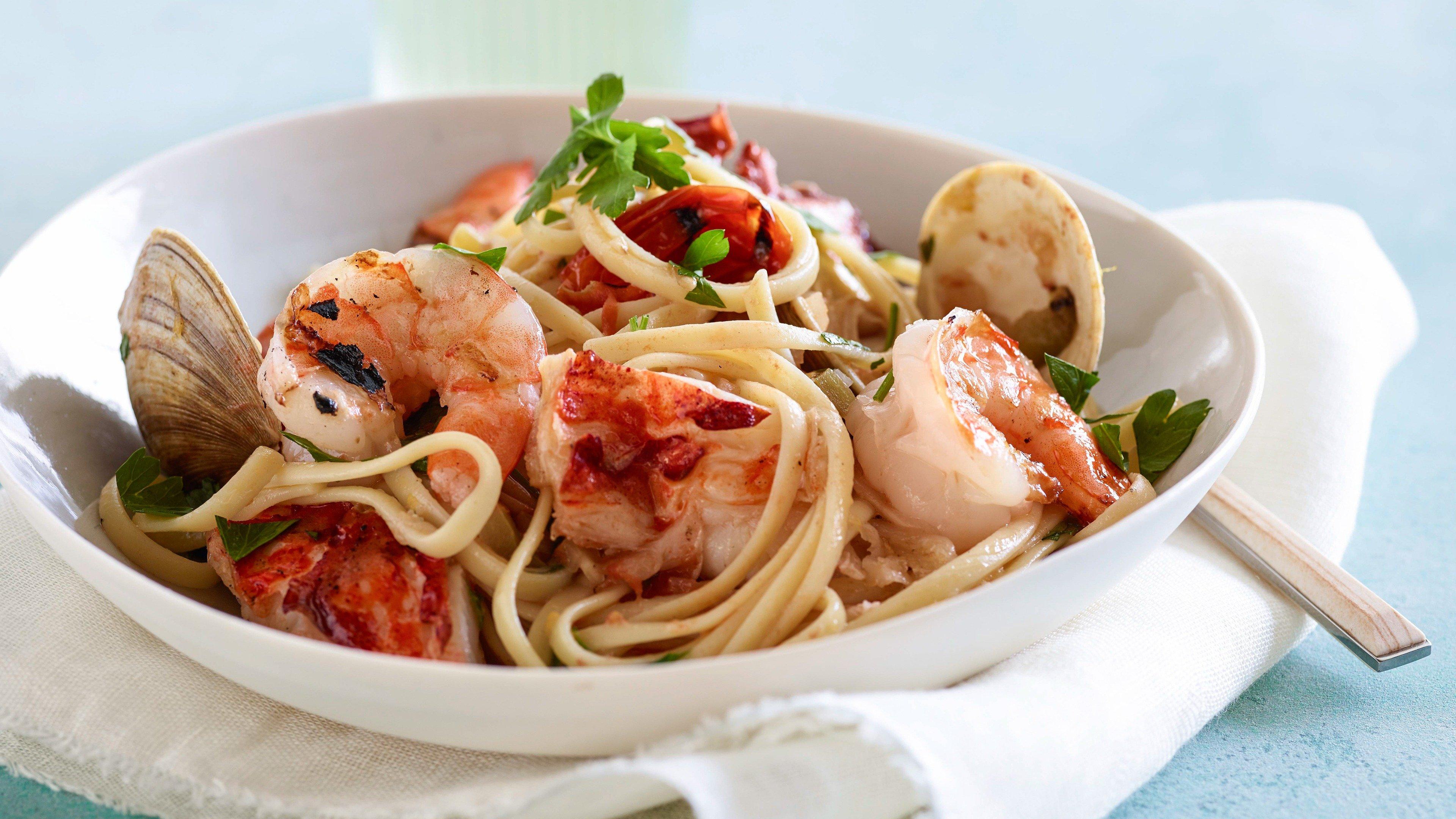 Giada at Home: Grilling With Bobby