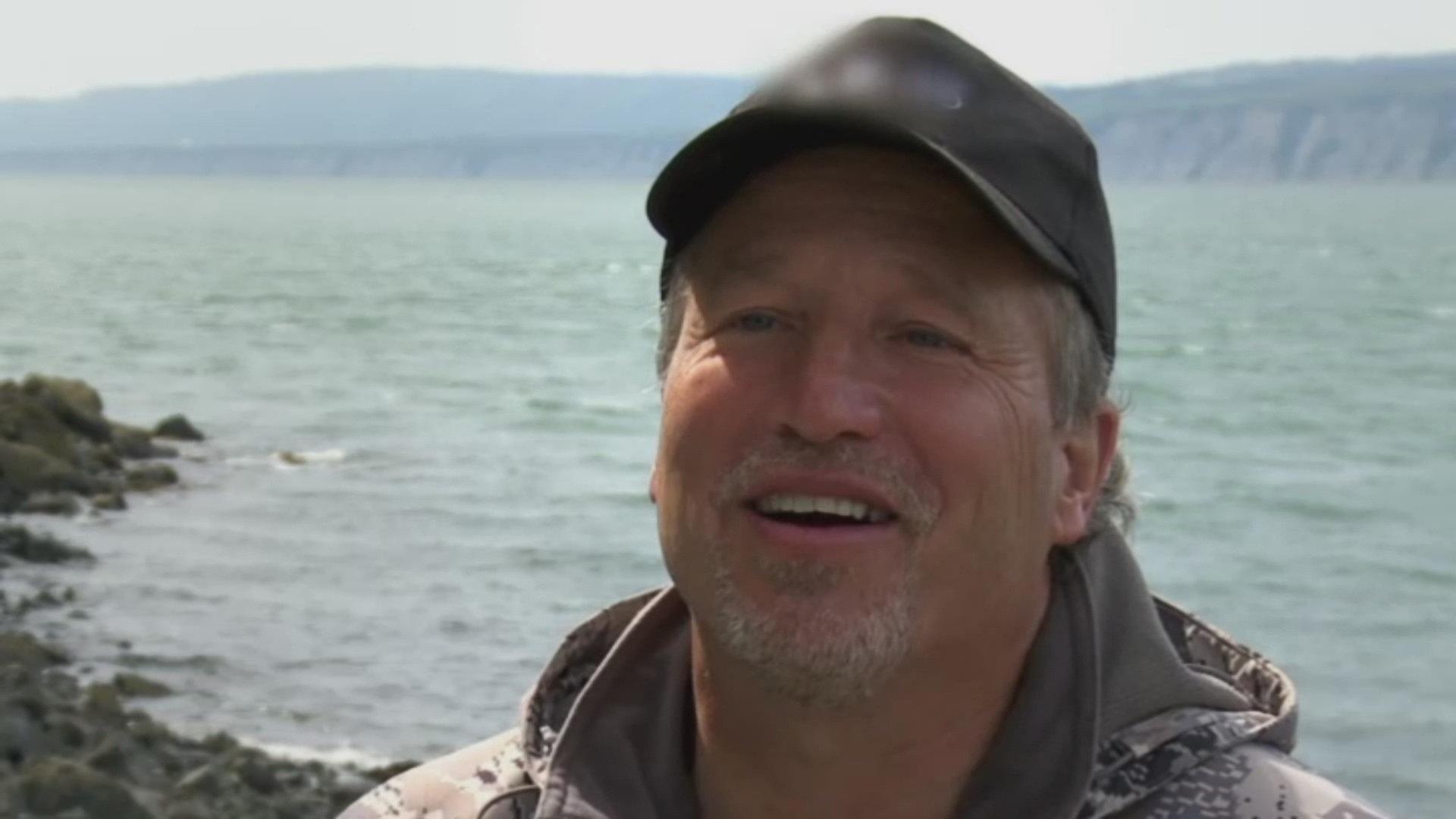 Watch Buying Alaska: S2E11 - Remote Coves on Philo (Free Trial)