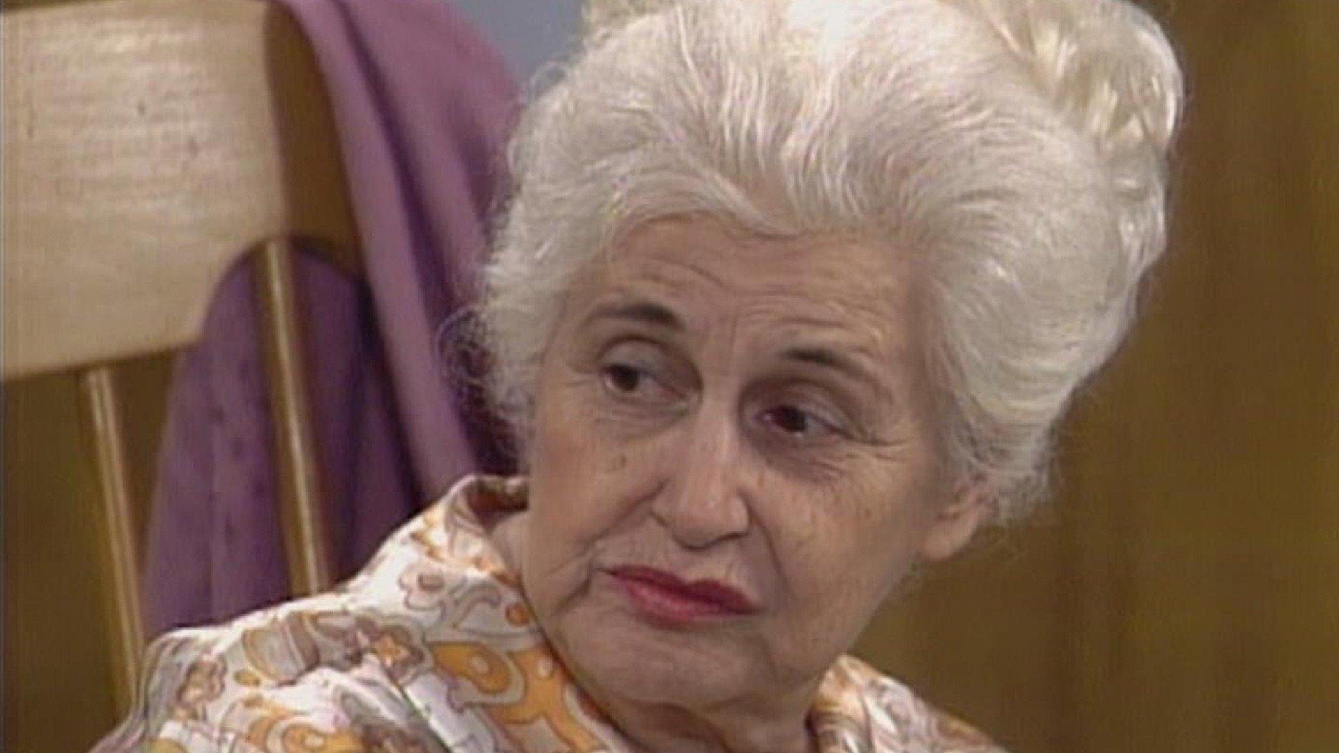 Watch All in the Family: S7E3 - Archie's Brief Encounter on Philo (Free ...