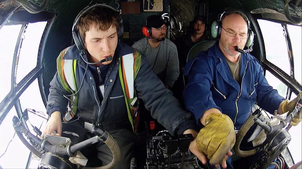 Watch Ice Pilots: S6E1 - A Ball O'Snags on Philo for Free