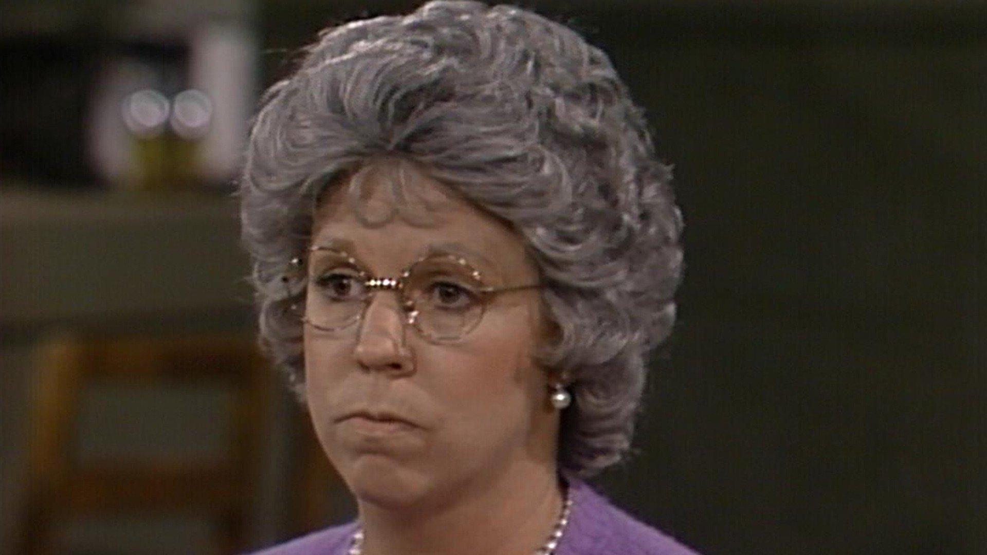 Watch Mama's Family: S3E10 - Steal One, Pearl Two on Philo (Free Trial)