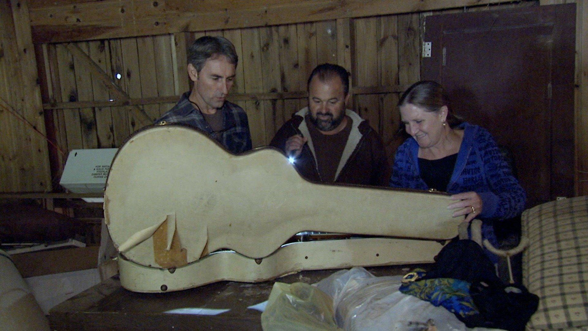 Watch American Pickers: S13E8 - Red Barn, Black Keys on Philo (Free Trial)