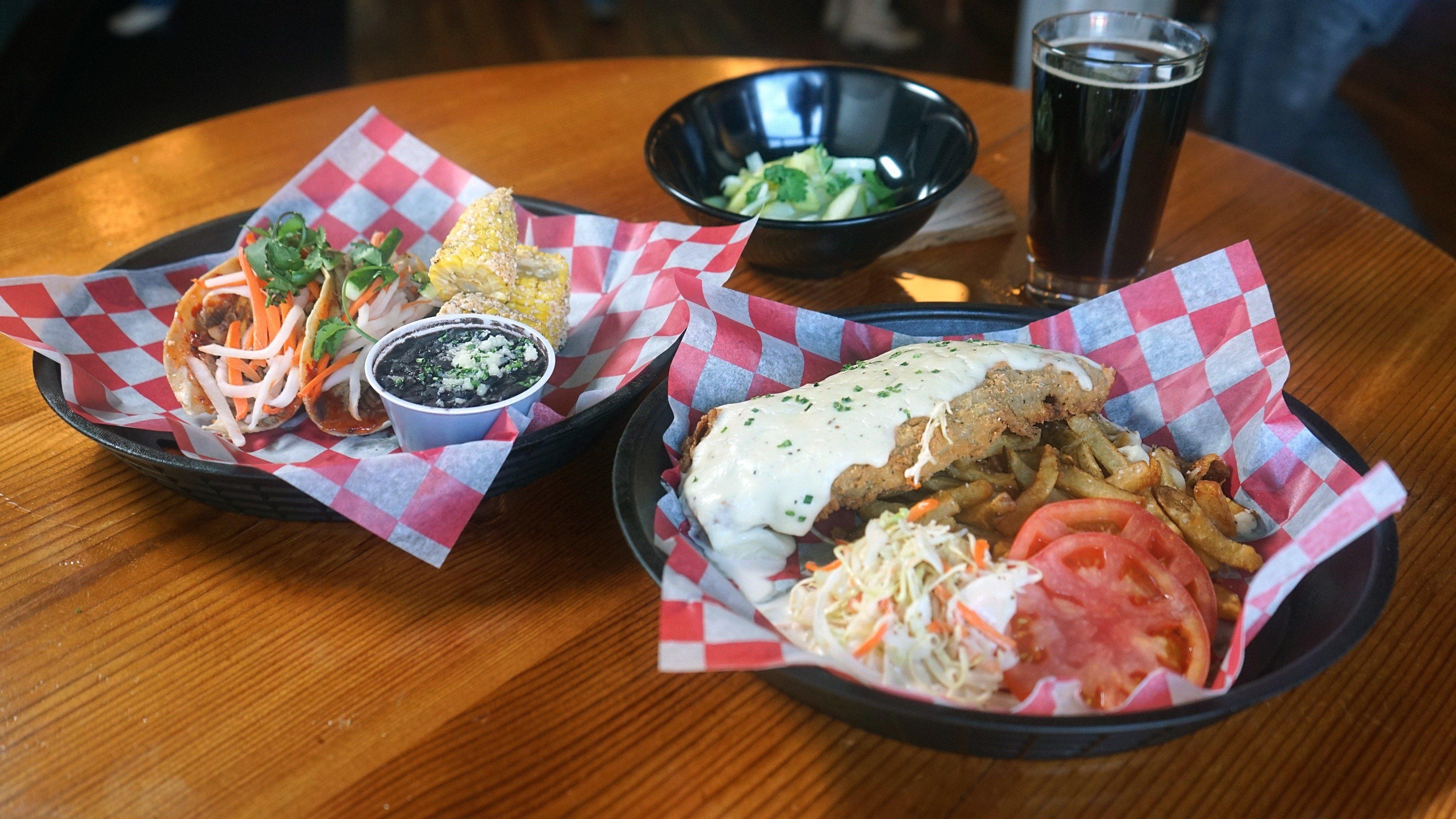 Watch Burgers, Brew & 'Que: S1E6 - Hot and Spicy on Philo (Free Trial)