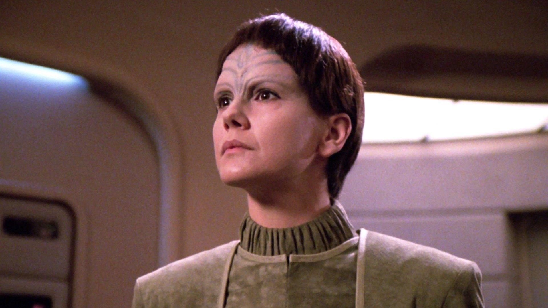 Star Trek: The Next Generation: The Outcast