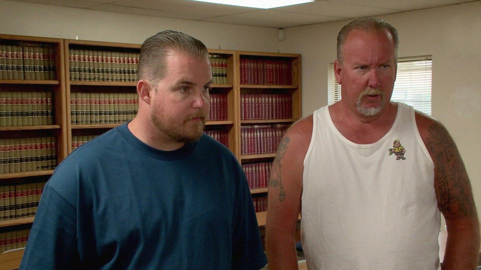 Storage Wars: Lock, Stock and One Smoking Darrell