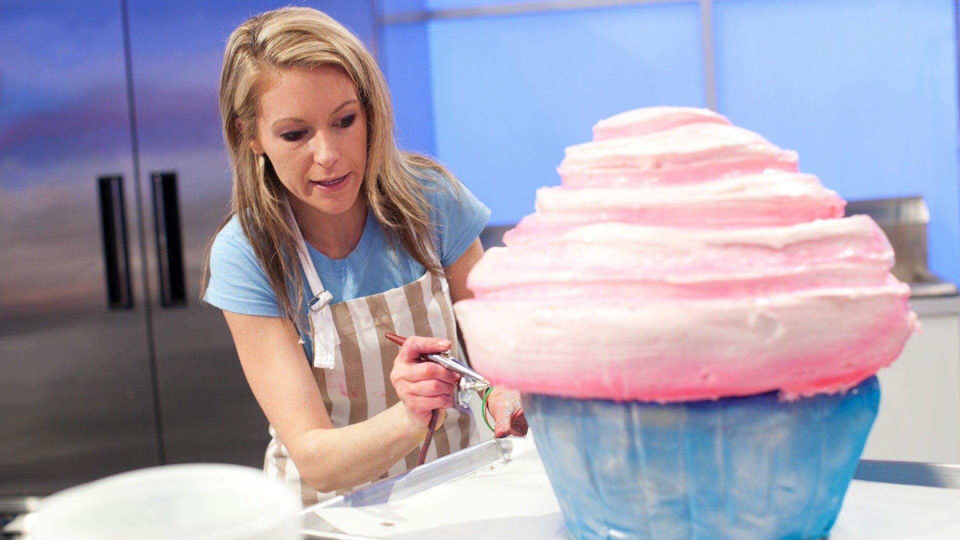 Cake Wars: Christmas: Ultimate Gingerbread House