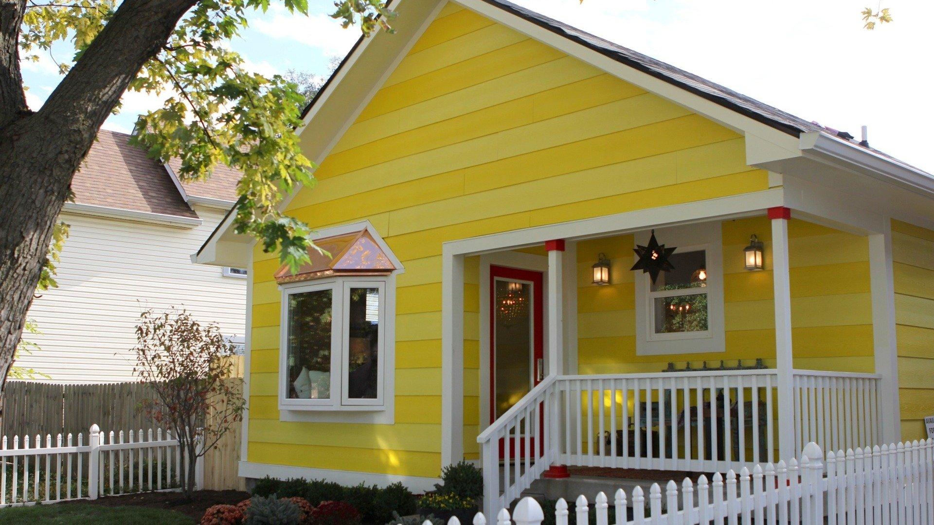 Good Bones: Tiny House Turns Into a Bohemian Bungalow