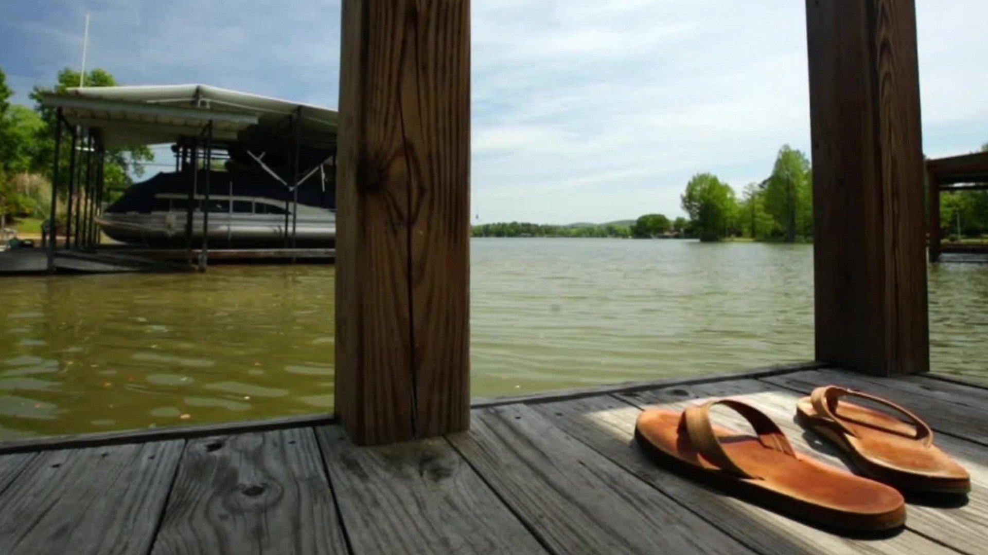 Lakefront Bargain Hunt: Heading Home to the Lakes of Hot Springs, Arkansas