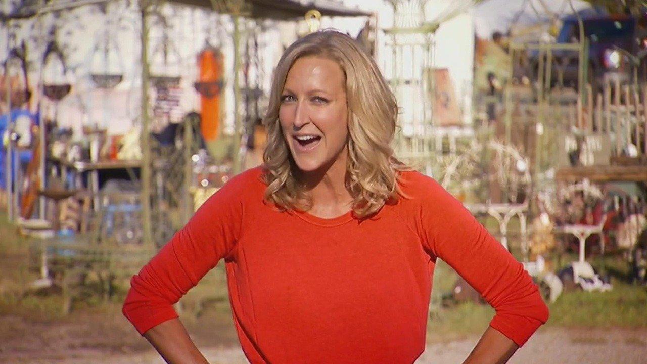 Flea Market Flip: New Moms Vs. Rhinestone Cowboys