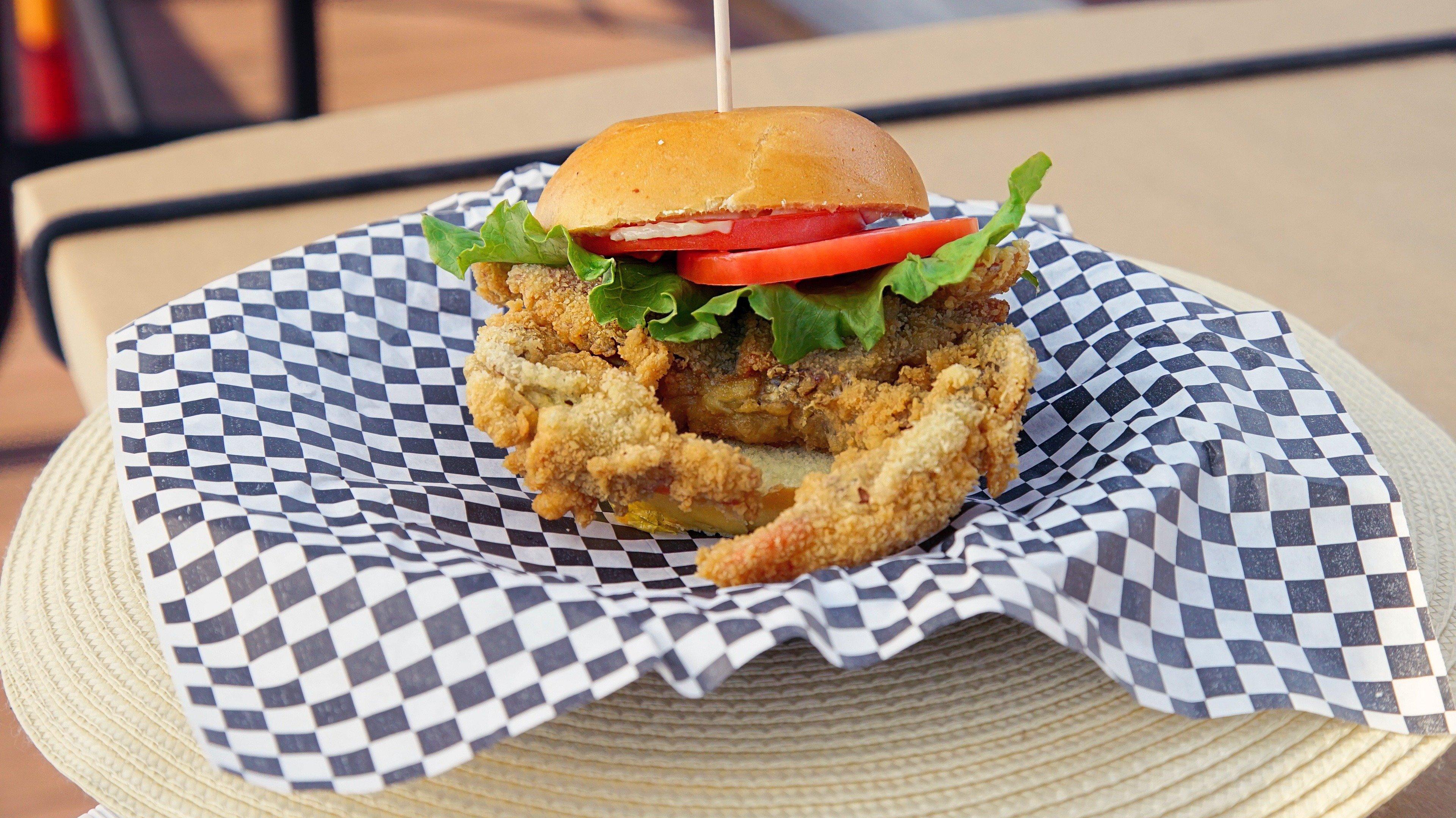 Bizarre Foods: Delicious Destinations: Baltimore