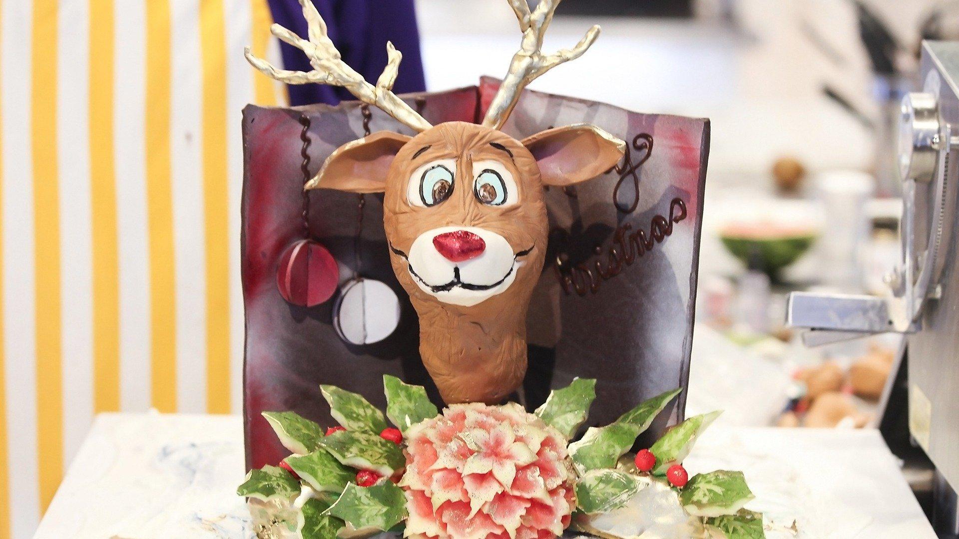 Cake Wars: Christmas: Ultimate Christmas Front Yard