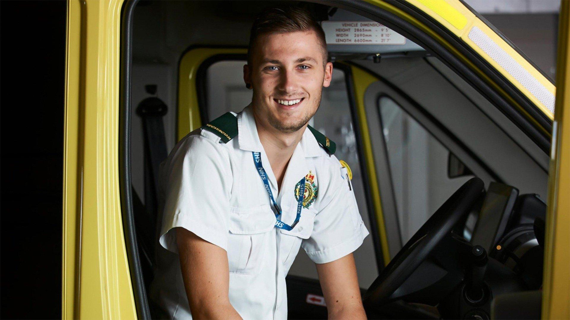 Watch Inside the Ambulance: S1E8 - Urgent Treatment Needed on Philo for ...