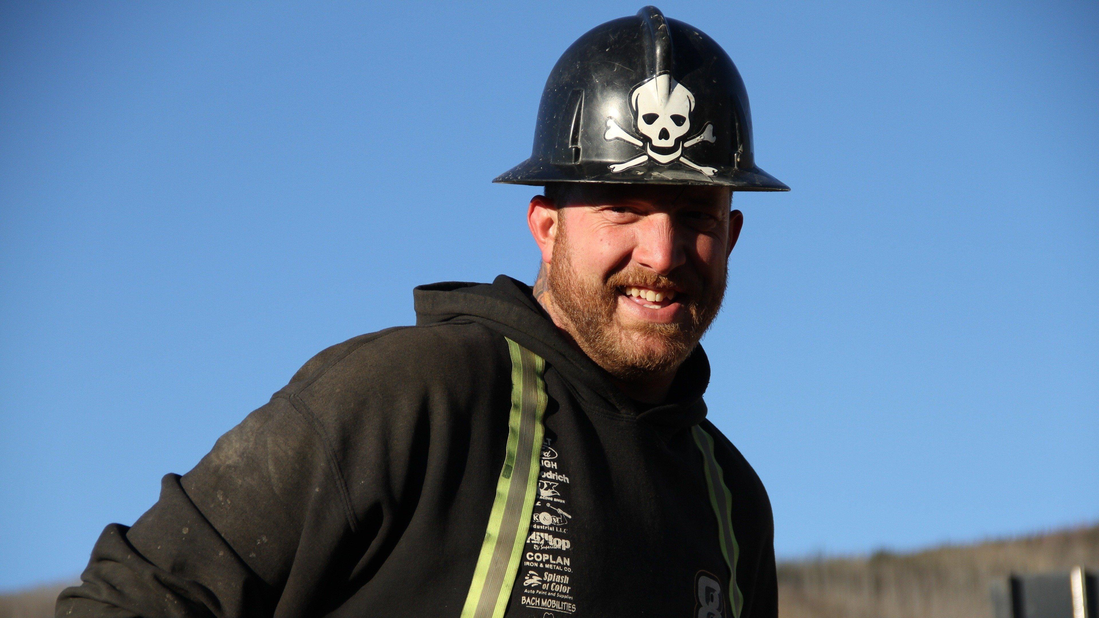 Gold Rush: Dredge vs. Washplant