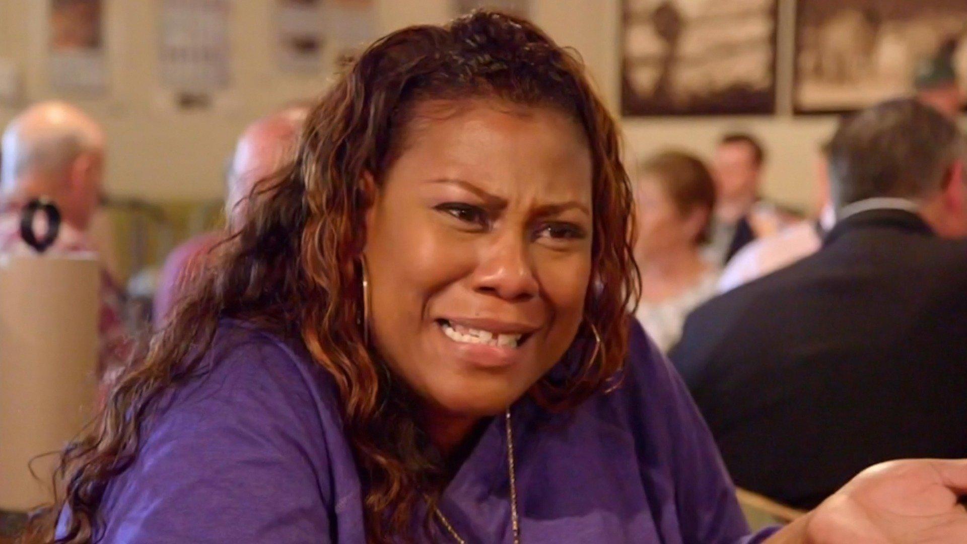 Watch Bizarre Foods: Delicious Destinations: S5E7 - Dallas on Philo ...