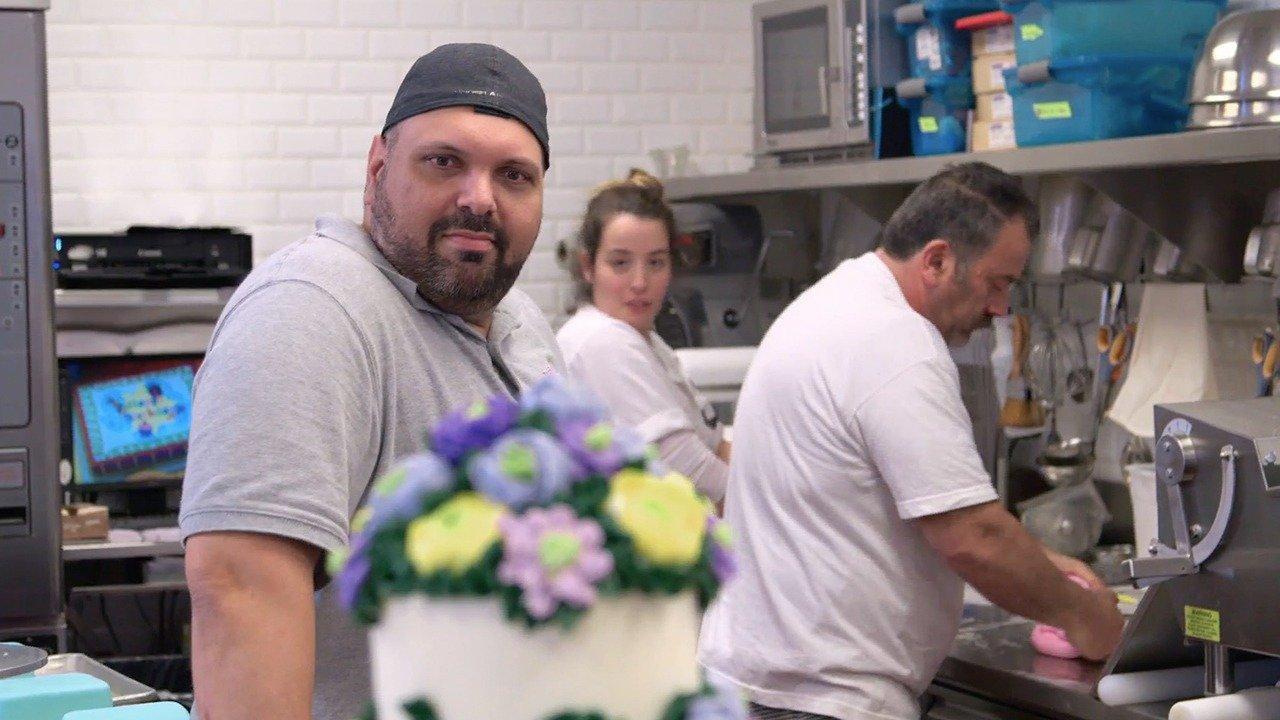 Cake Boss: Momma's Day, Floral Flavors and Cake Clinics