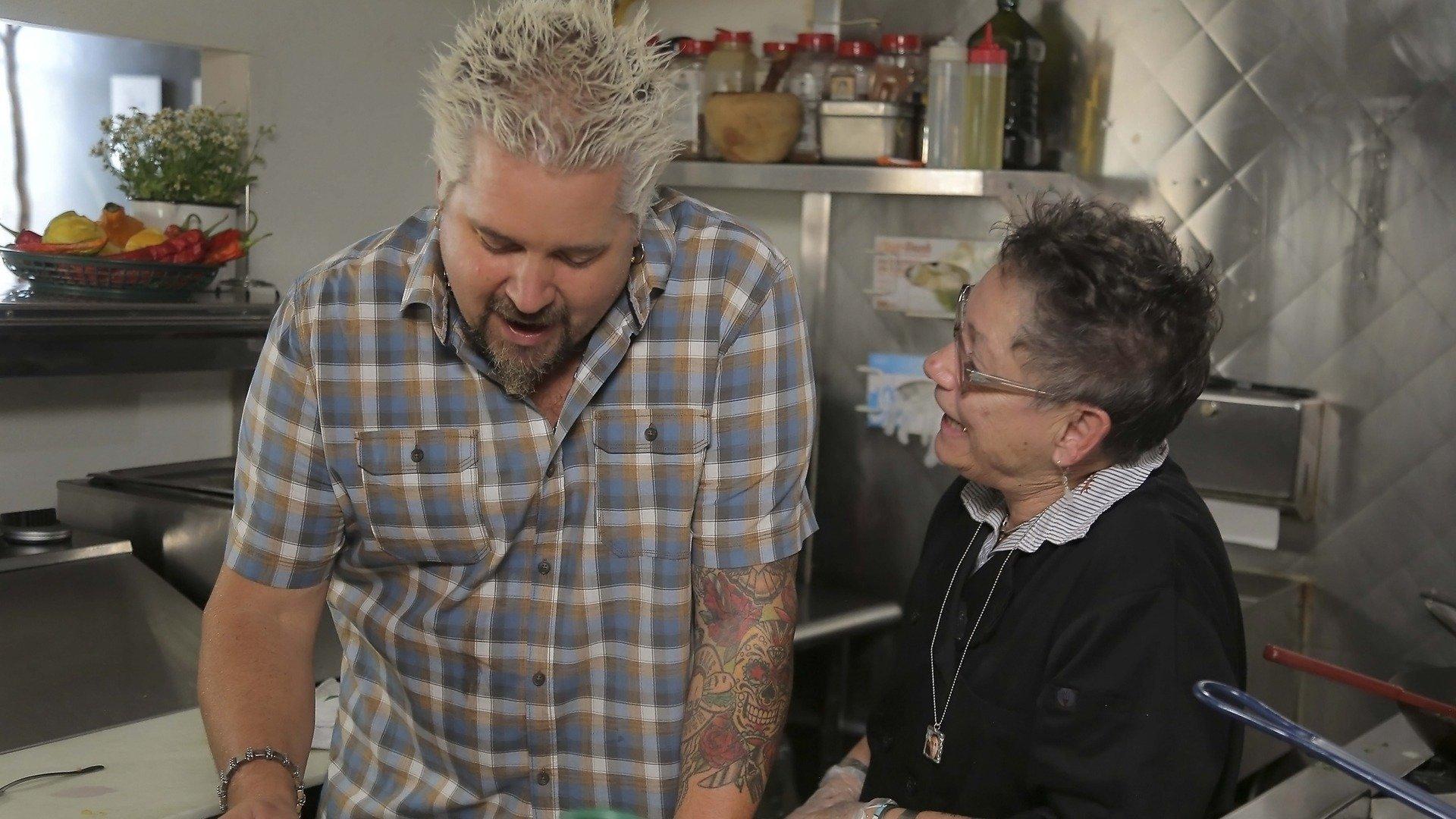 Diners, Drive-Ins and Dives: Mom's Kitchen
