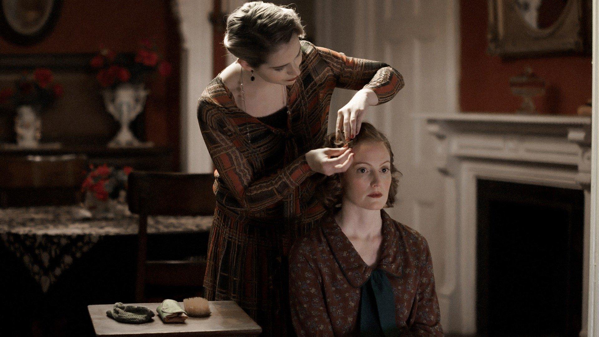 Watch A Crime to Remember: S5E7 - A Woman's Place on Philo (Free Trial)