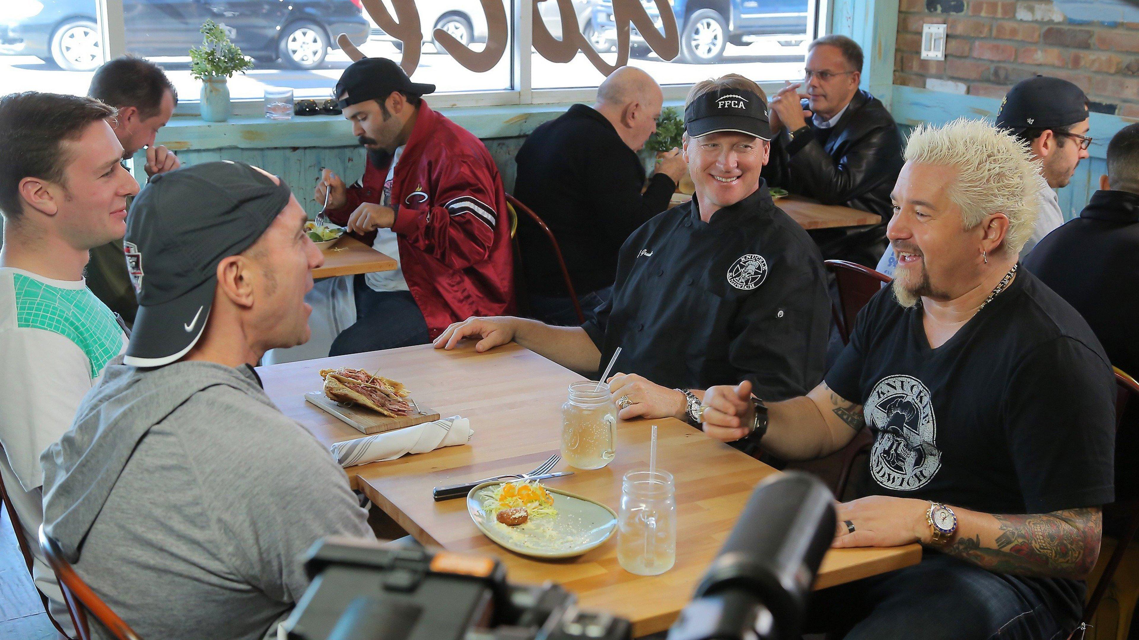 Diners, Drive-Ins and Dives: Grab and Grub