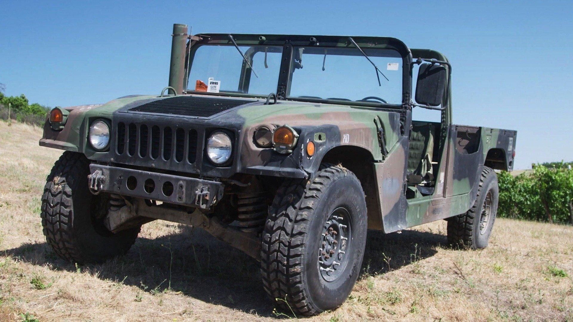 Dirt Every Day: Army Surplus Humvee Built to Rock Crawl - Awesome or Awful?