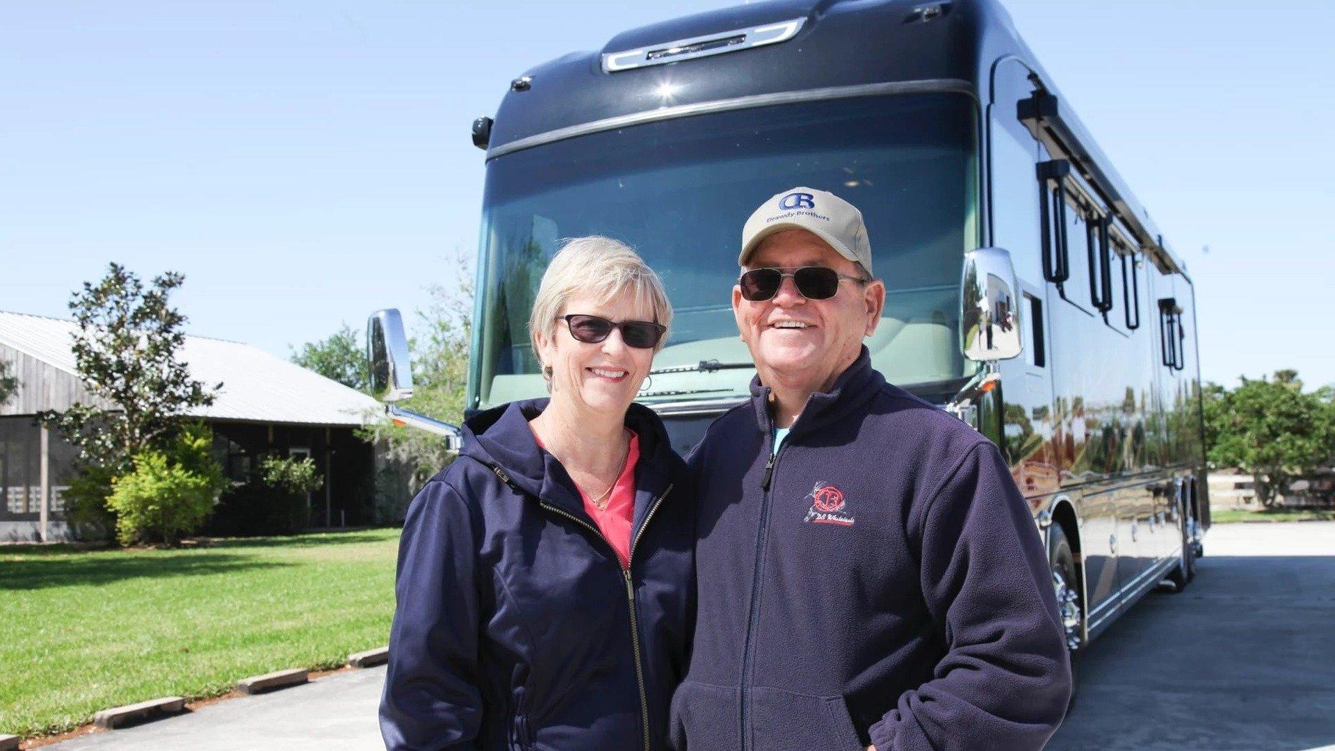 Watch Extreme RVs: S5E10 - Smooth Ride on Philo (Free Trial)