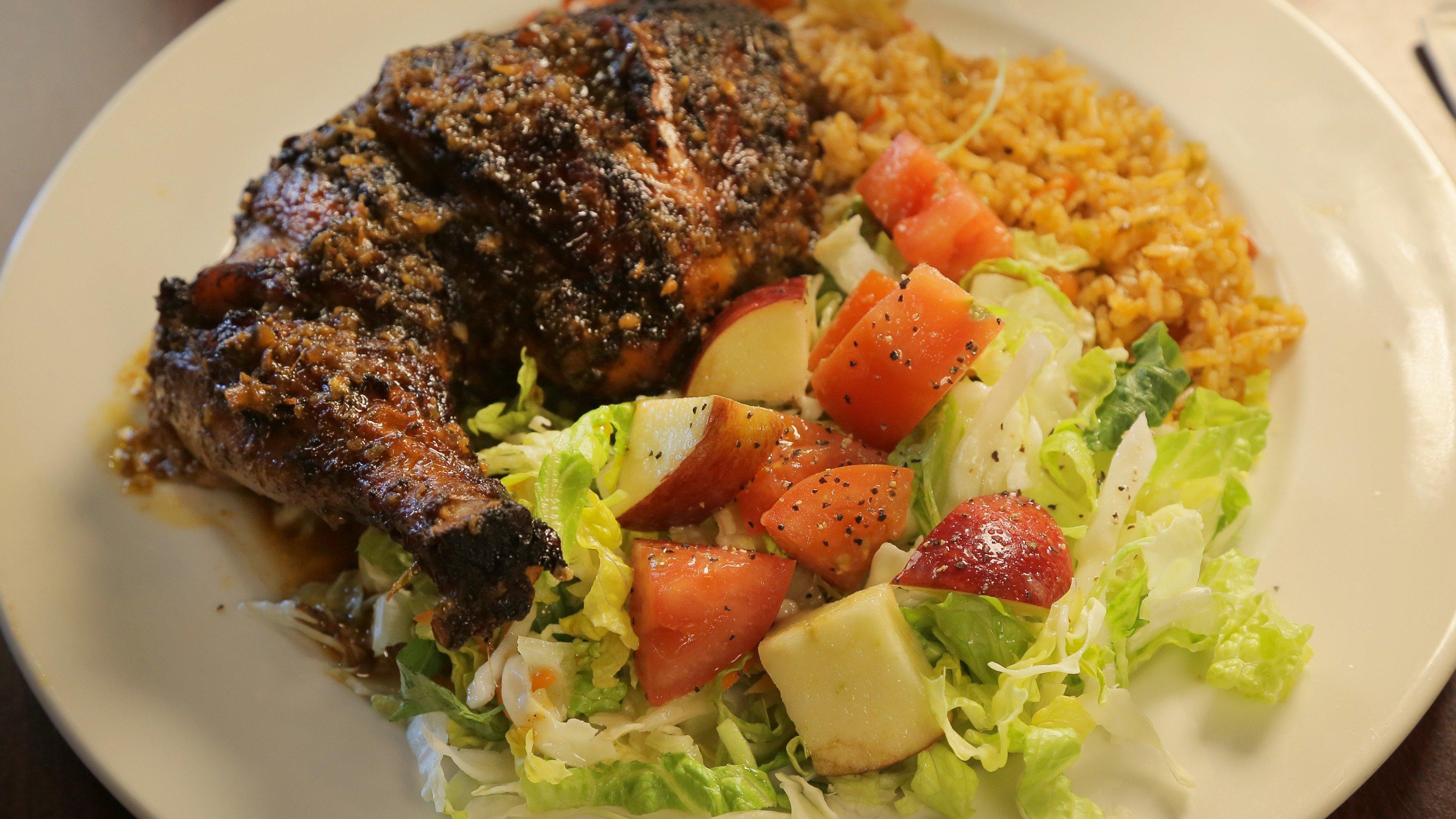 Diners, Drive-Ins and Dives: Triple D Nation: Poke, Pork and Chicken Parm