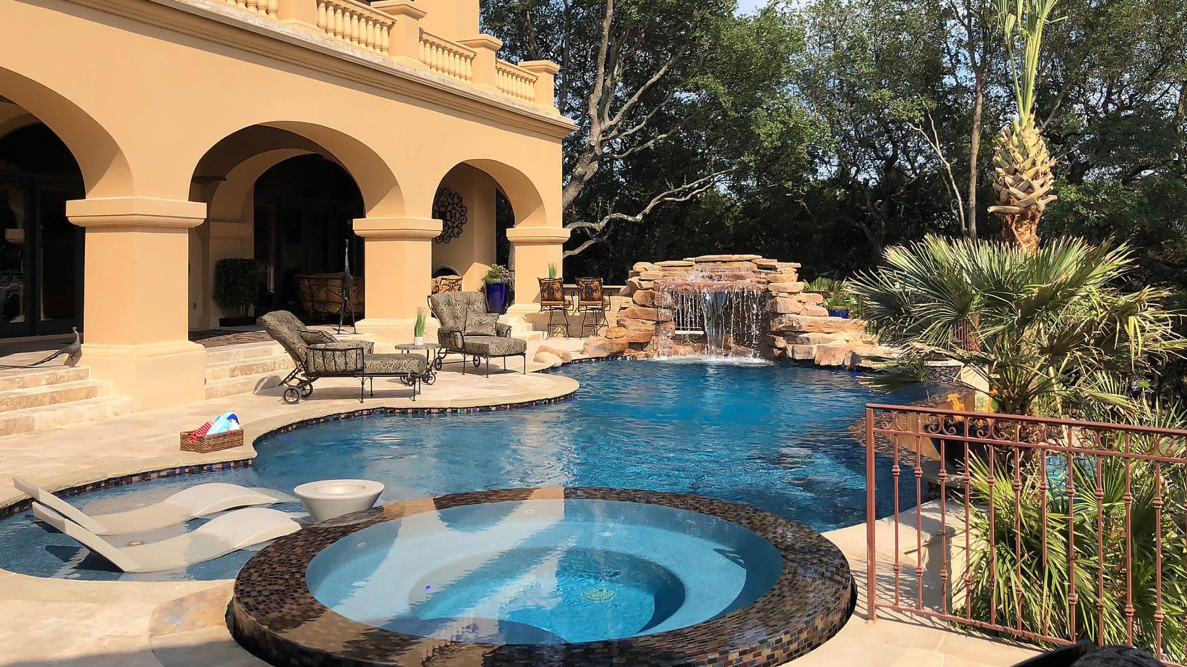 Pool Kings: Lake View Paradise