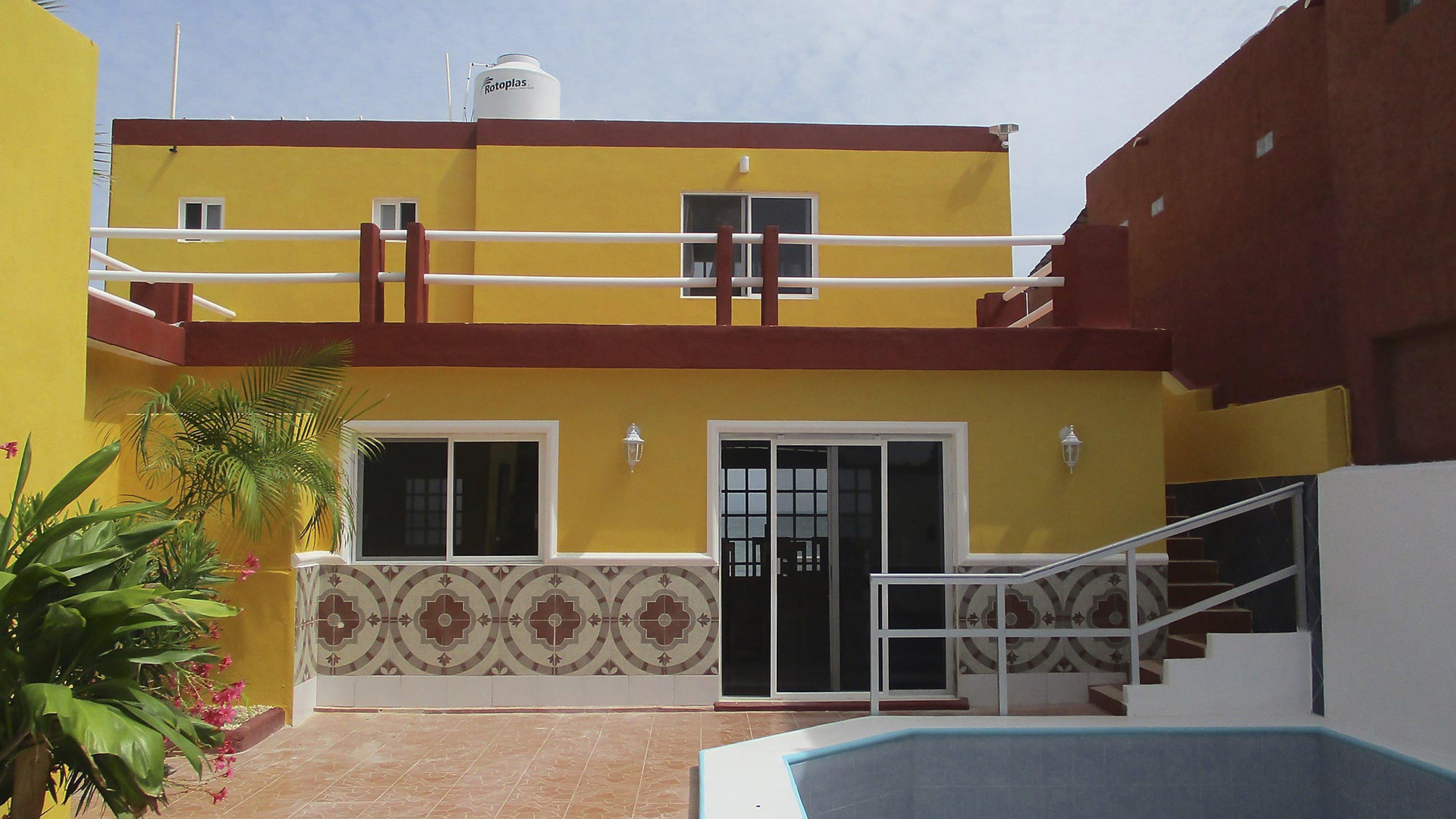 House Hunters International: Family Magic in Merida