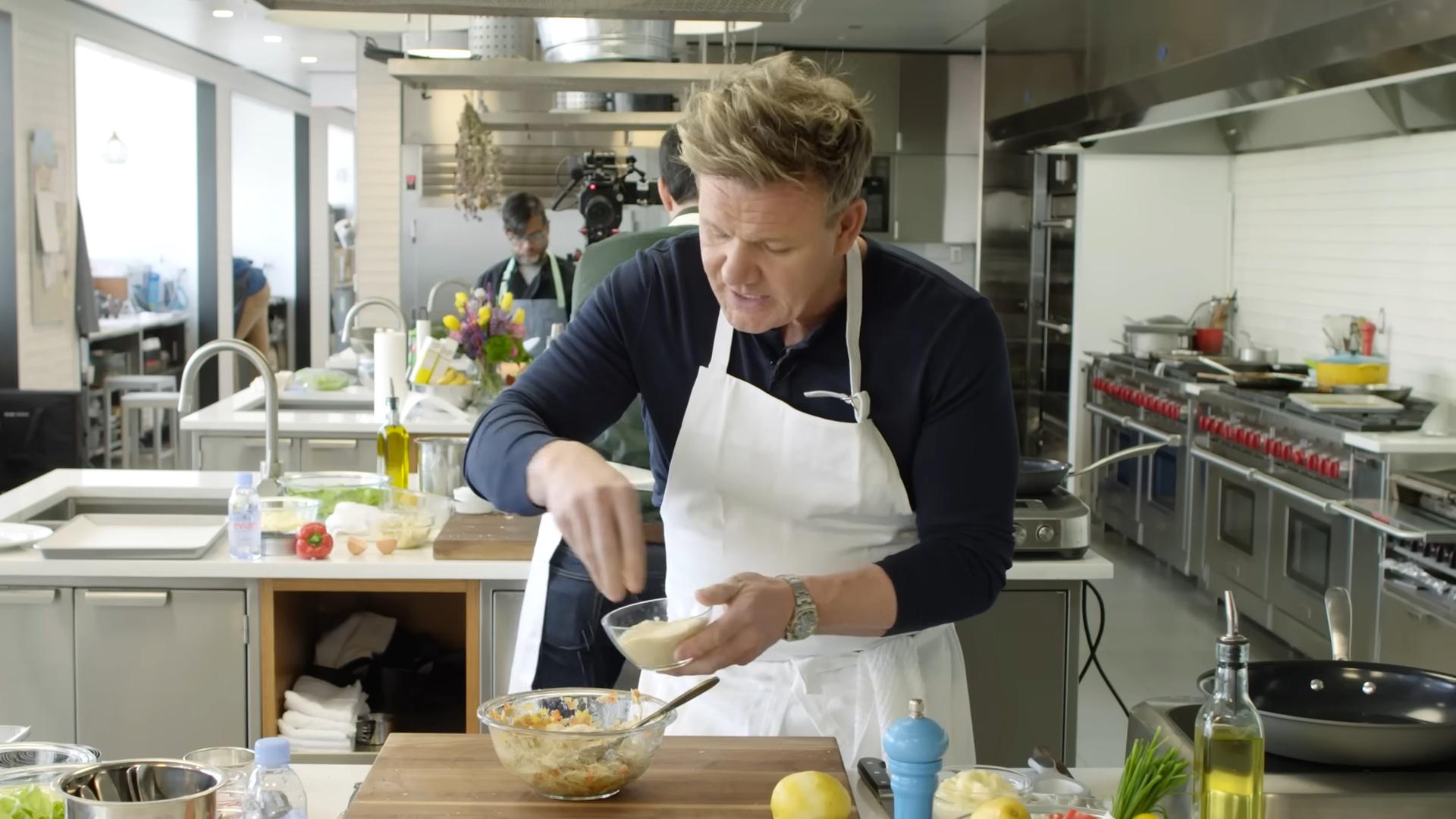 Back to Back Chef: Gordon Ramsay Challenges Amateur Cook to Keep Up ...