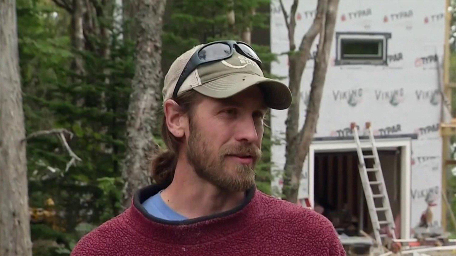 Building Off the Grid: Edge of Maine