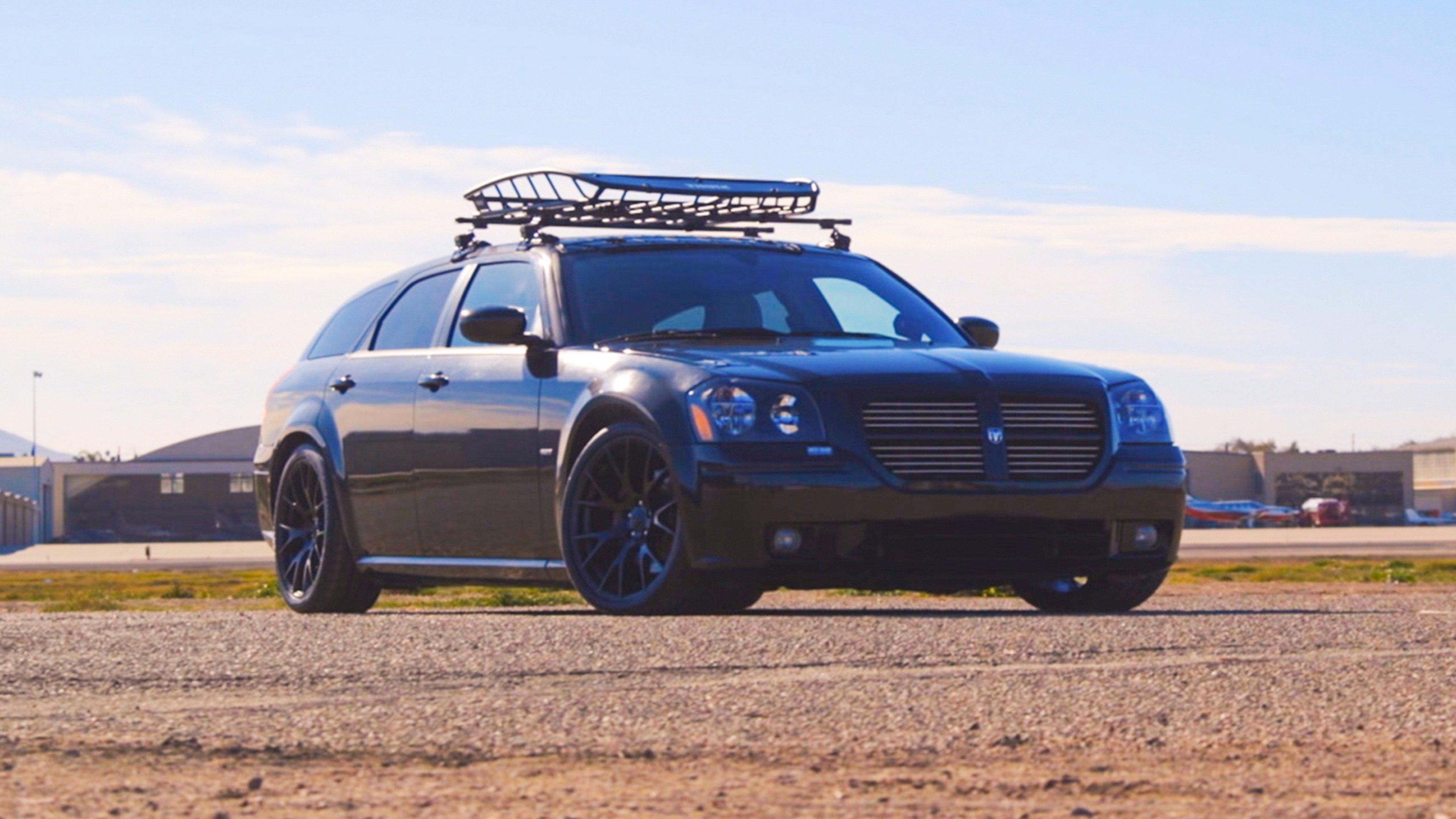 Hot Rod Garage: 2005 Dodge Magnum Dad-Rod Build- Perfect for Hauling ...