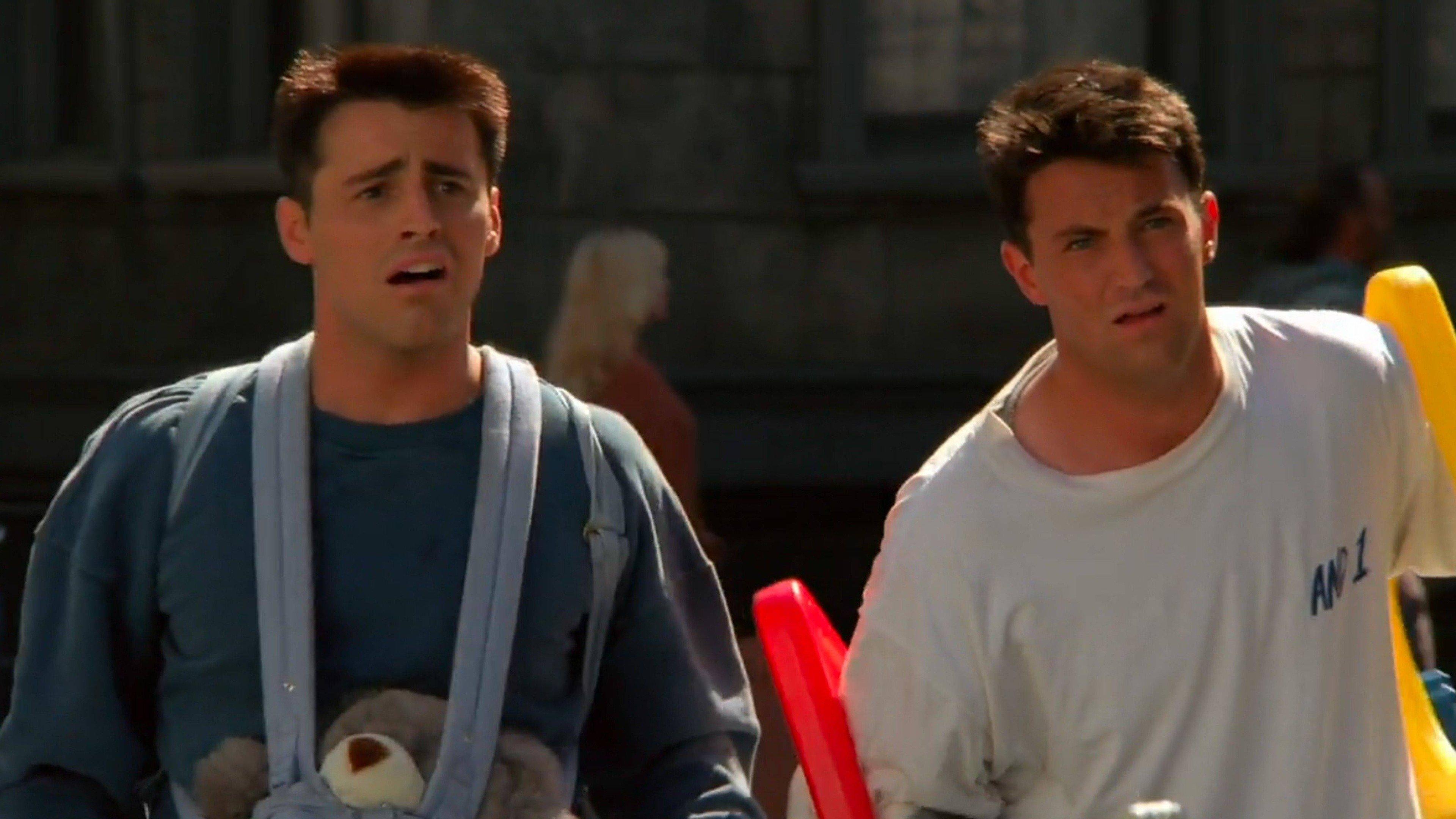 Friends: The One With the Baby on the Bus