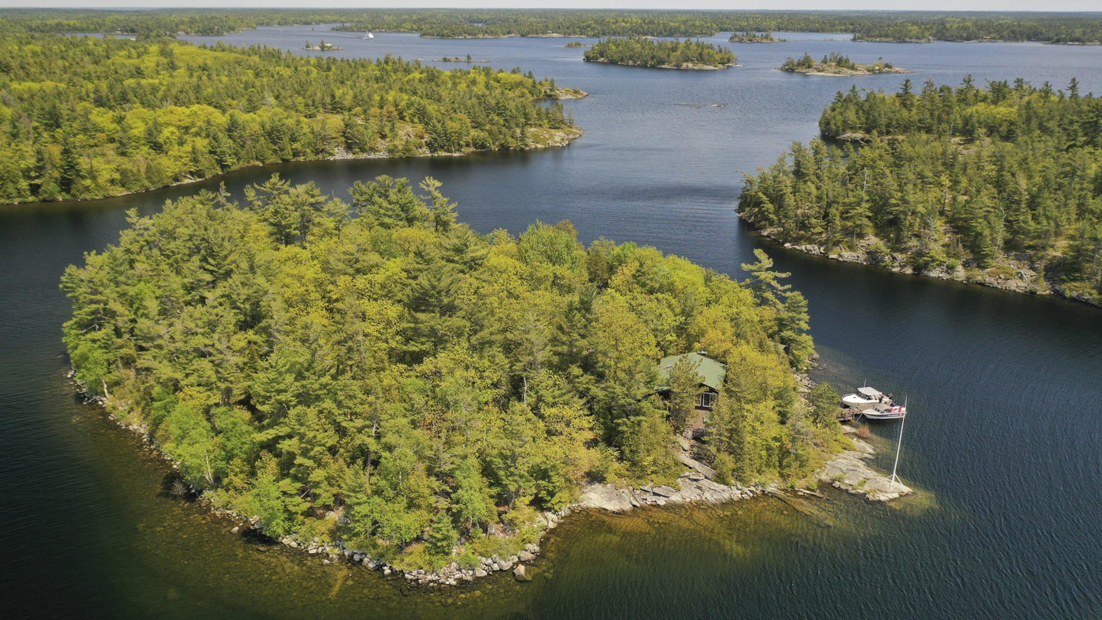 Island Hunters: Island Hopping in Ontario
