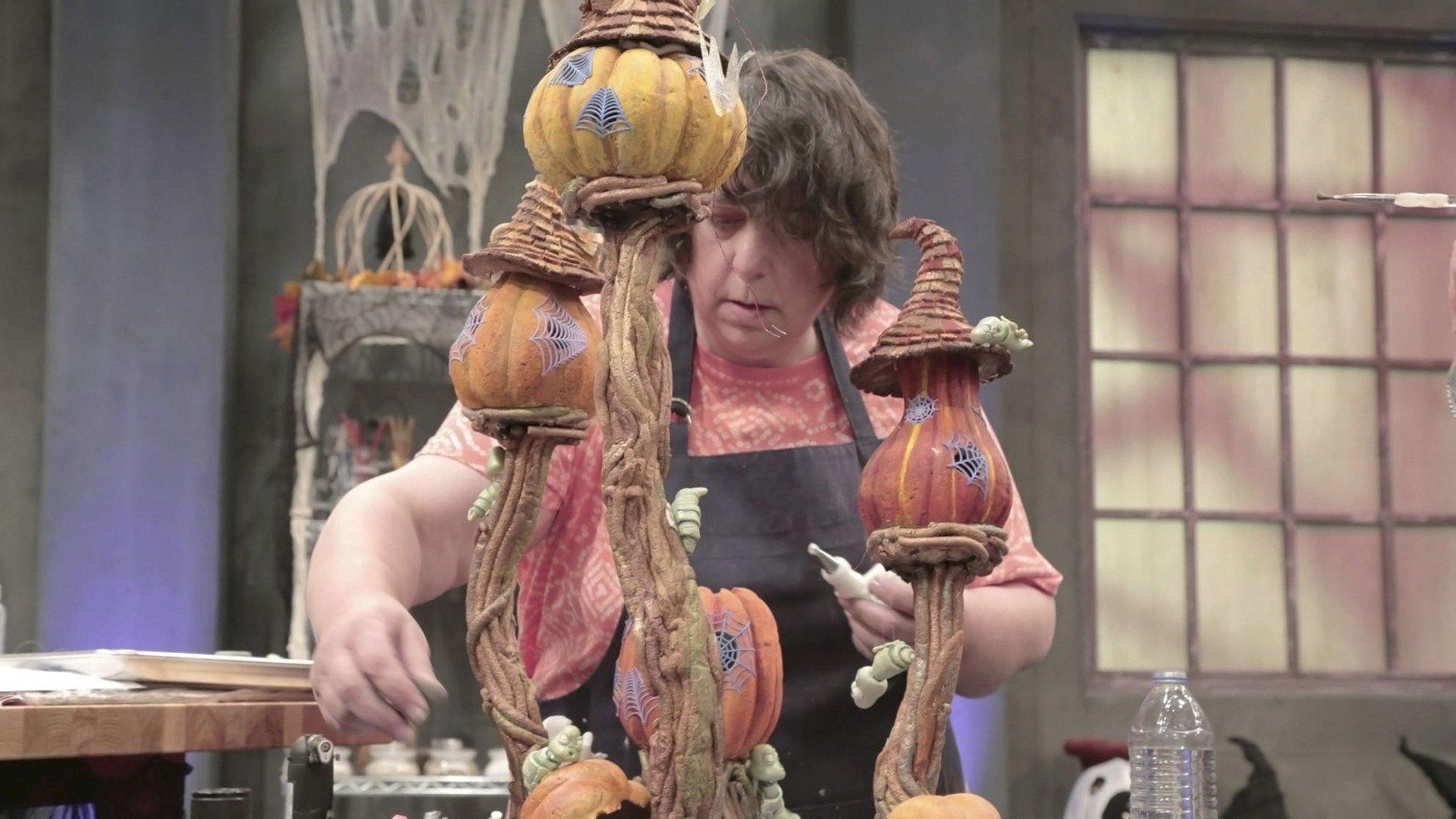 Haunted Gingerbread Showdown: When Aliens Attack