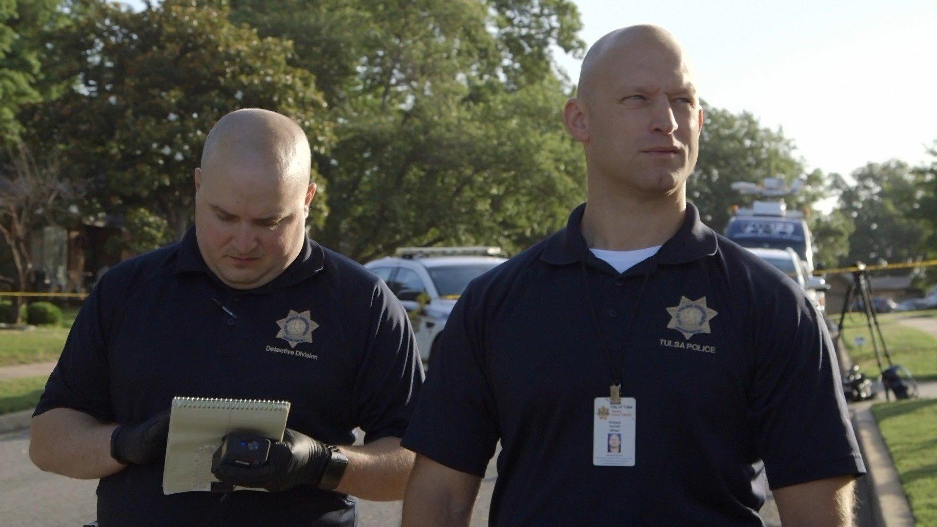 Watch The First 48: S21E3 - Down a Dark Hallway on Philo (Free Trial)