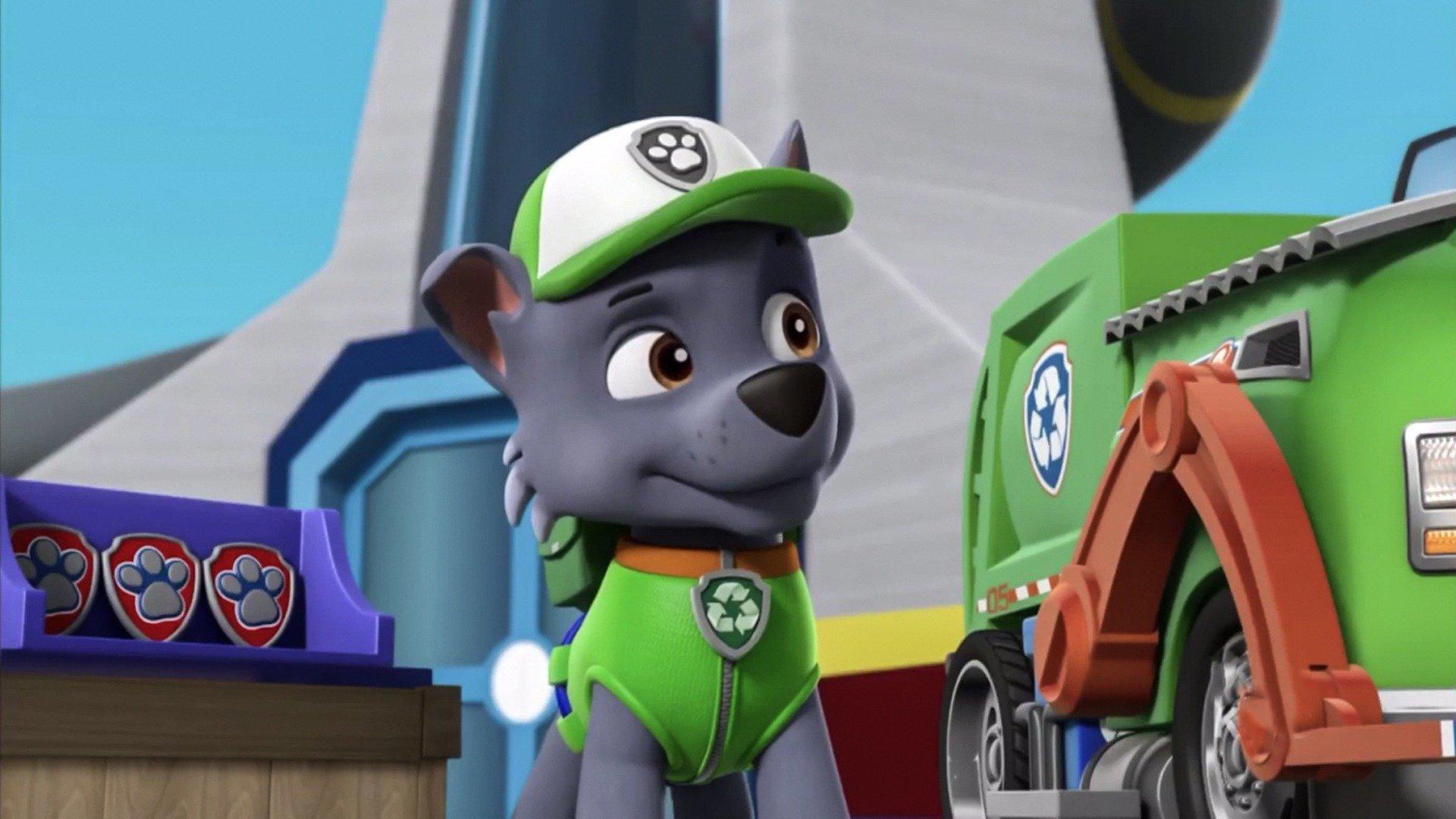 PAW Patrol: Pups Rescue a Rescuer; Pups Save the Phantom of Frog Pond