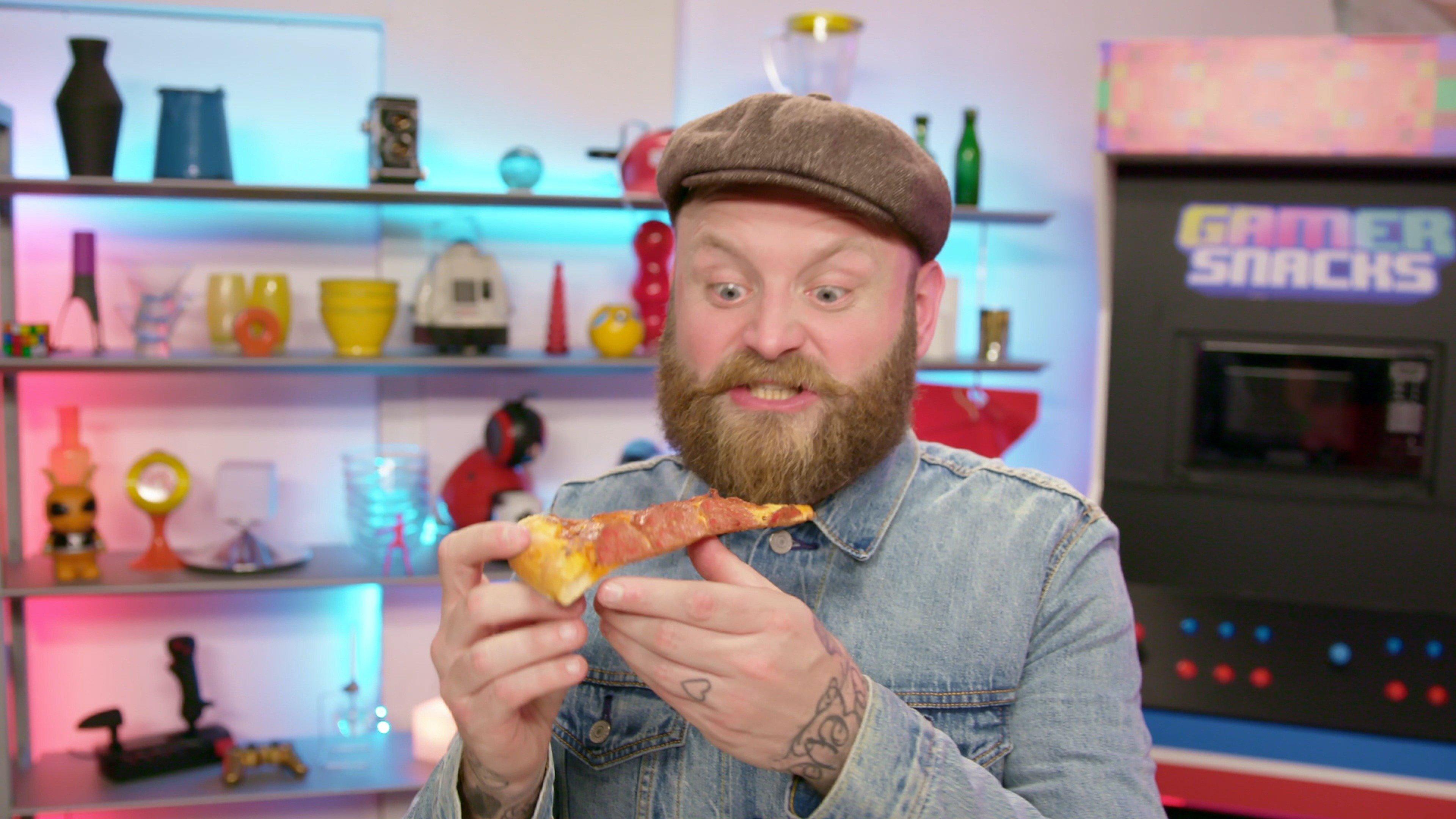 Watch Gamer Snacks: S1E1 - Pizza Balls and Smoothies on Philo (Free Trial)