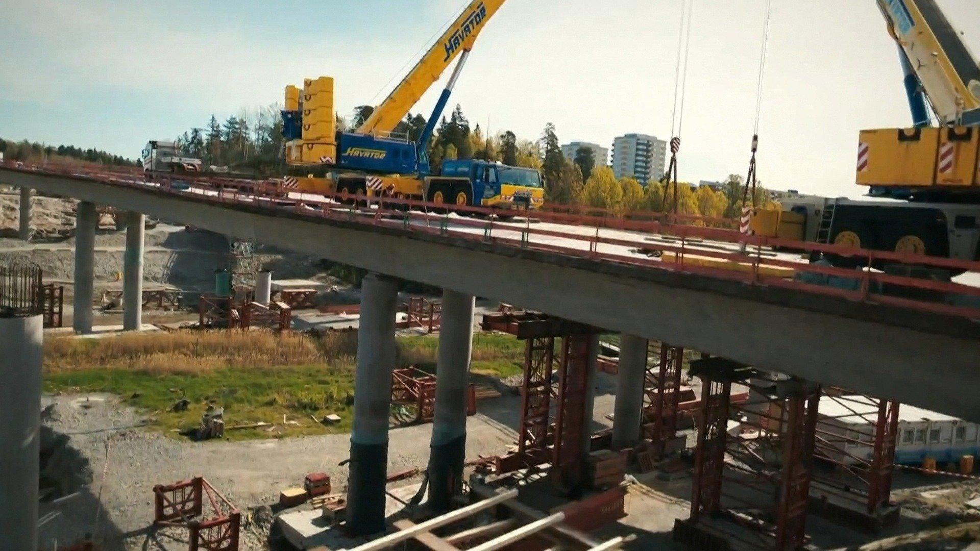 Building Giants: Underground Mega Highway