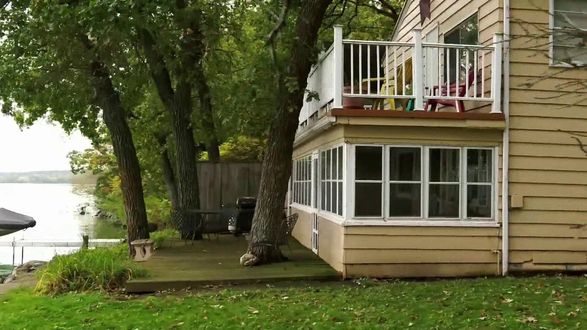 Lakefront Bargain Hunt: Bargain Bound on Big Stone Lake