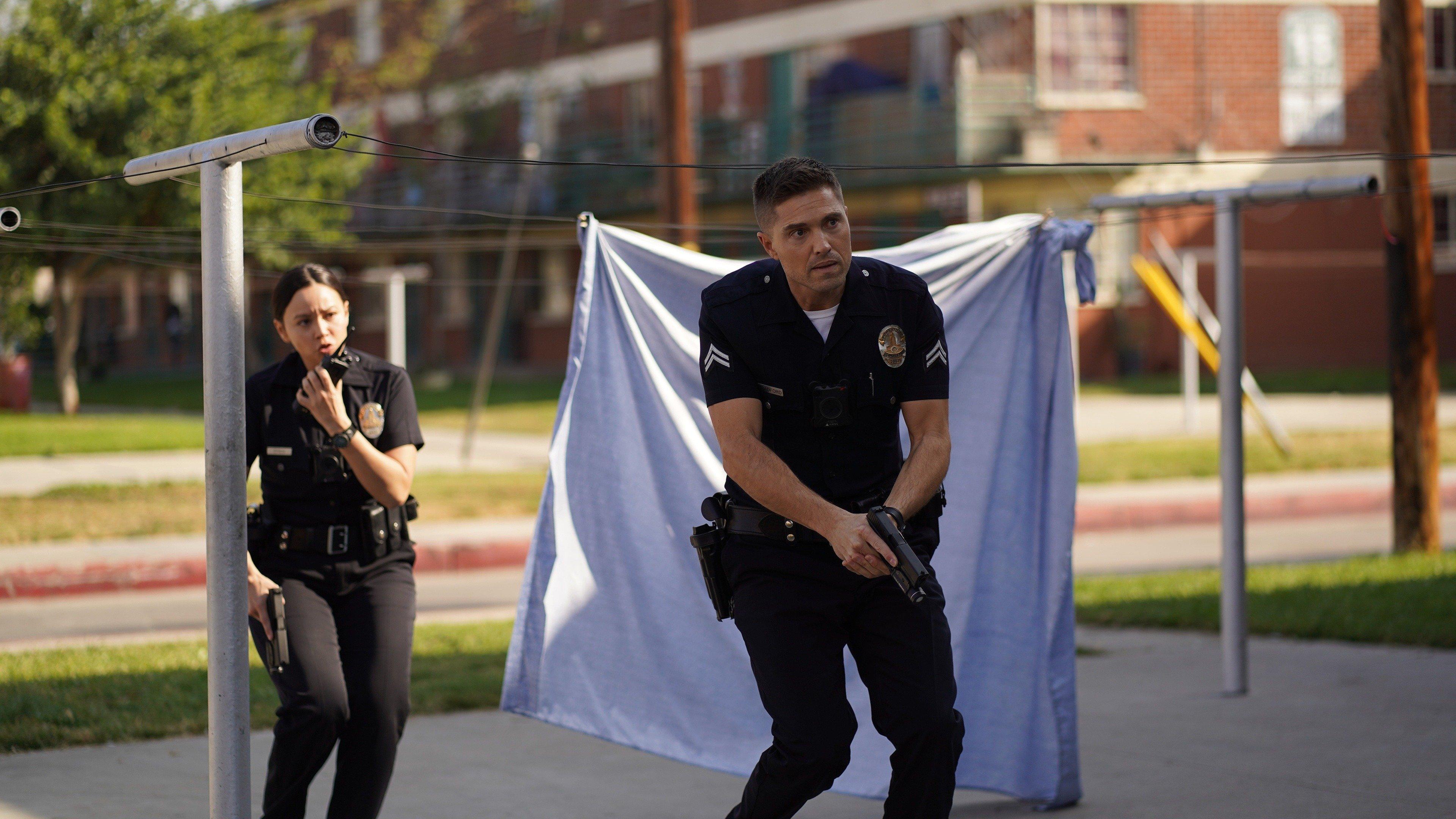 Watch The Rookie: S3E5 - Lockdown on Philo (Free Trial)