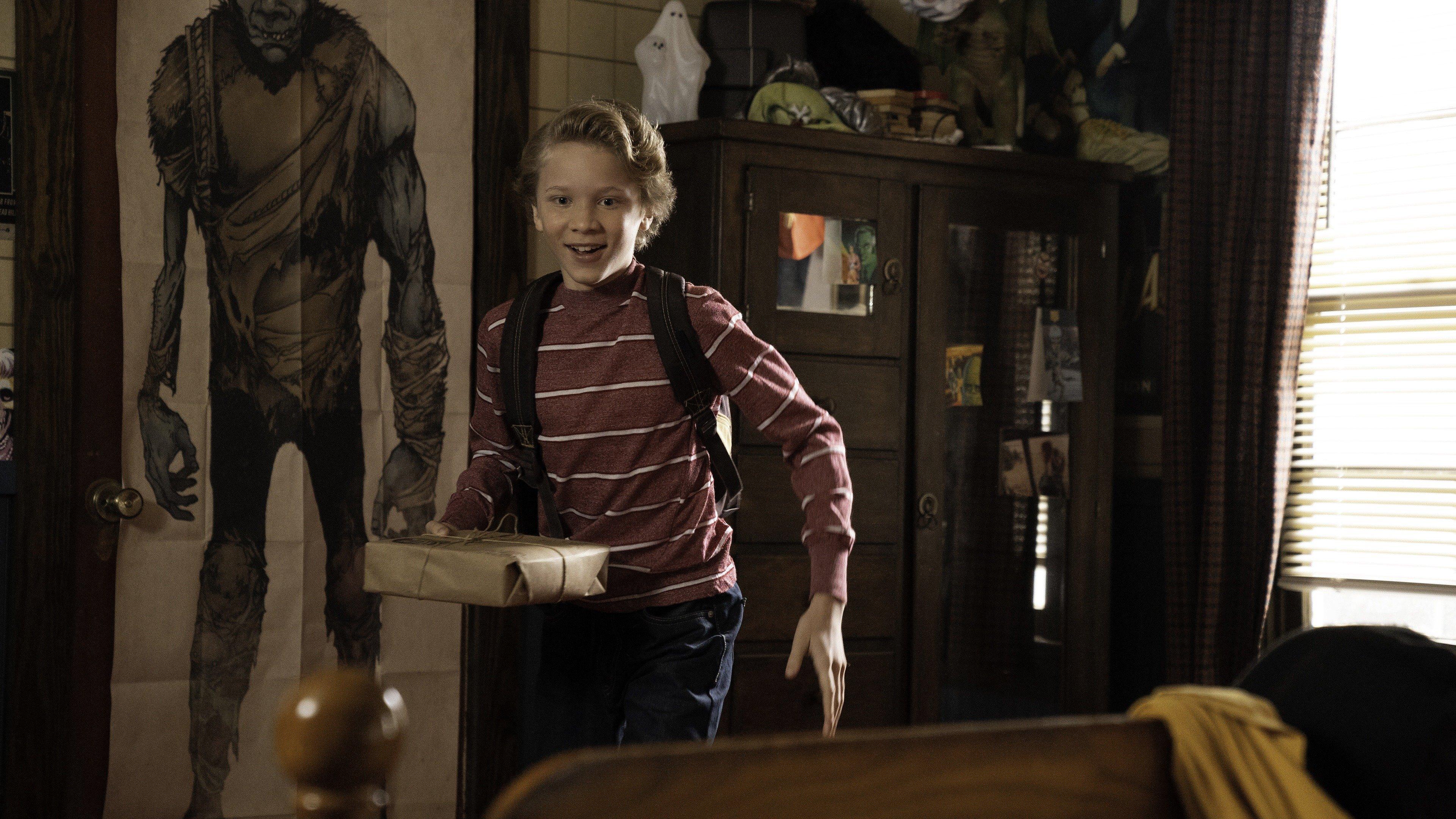 Creepshow: Model Kid; Public Television of the Dead