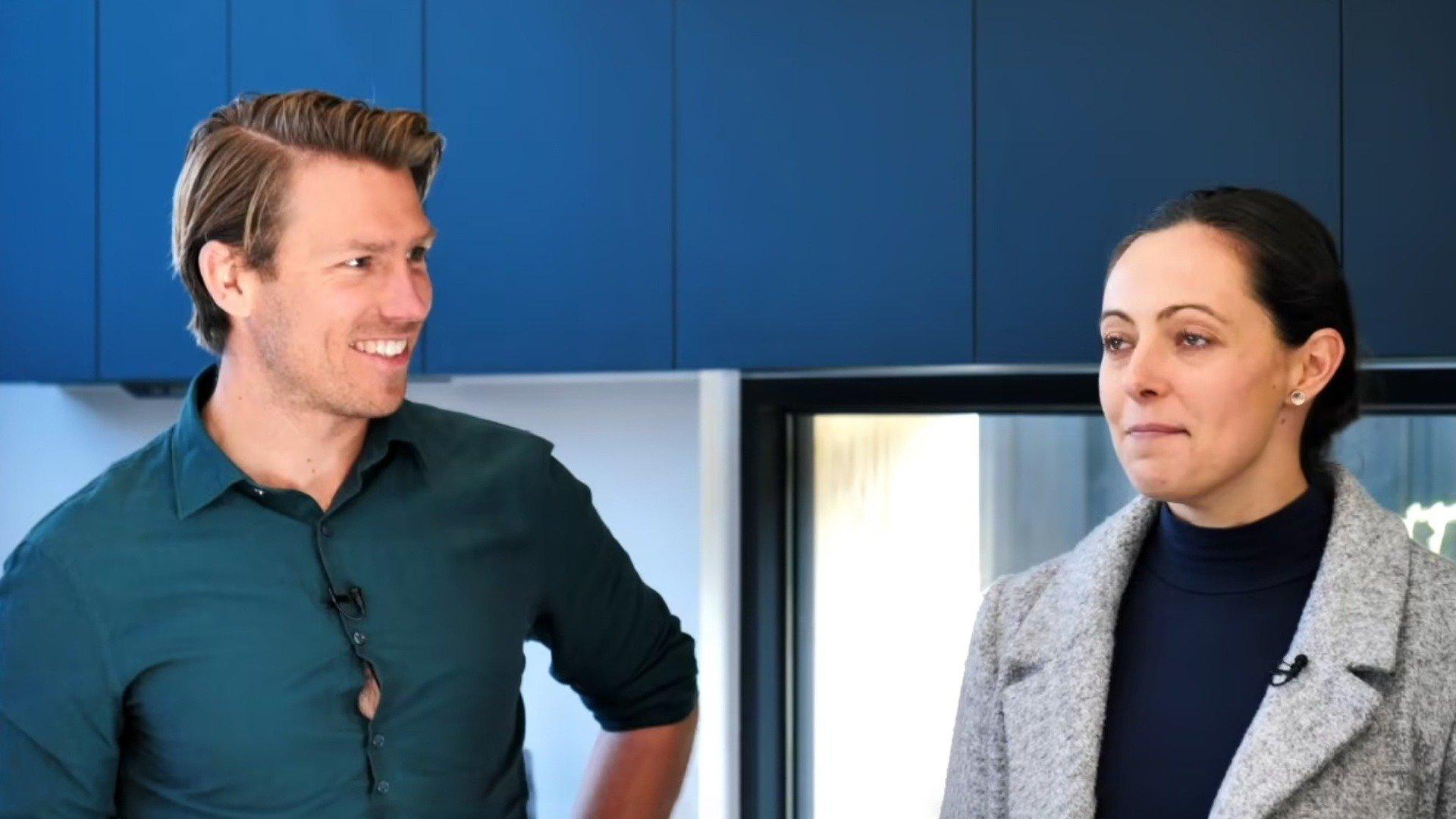 Watch Country House Hunters: S2E1 - Kiama, NSW on Philo for Free