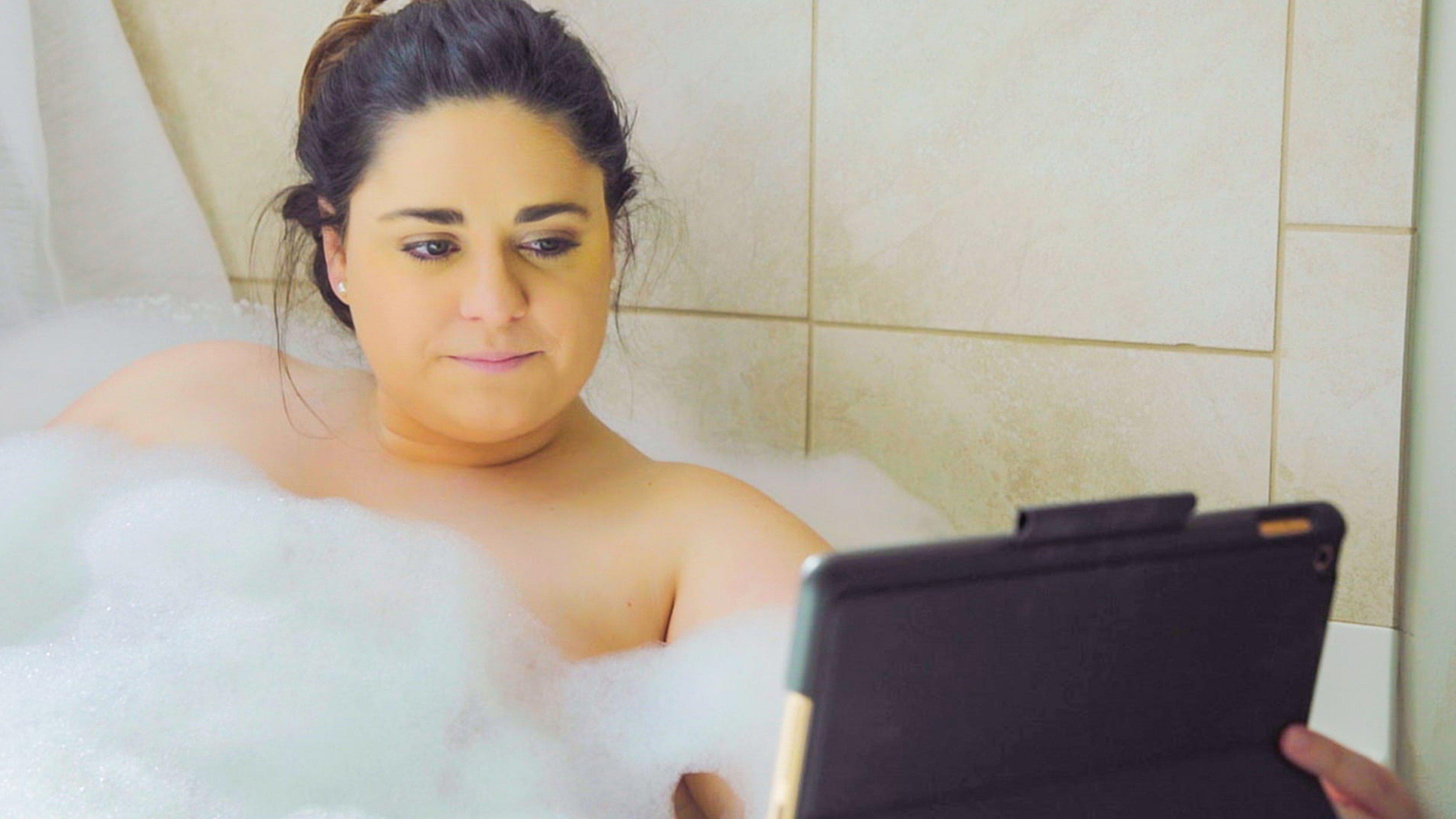 Watch sMothered: S3E4 - Coming Clean on Philo (Free Trial)