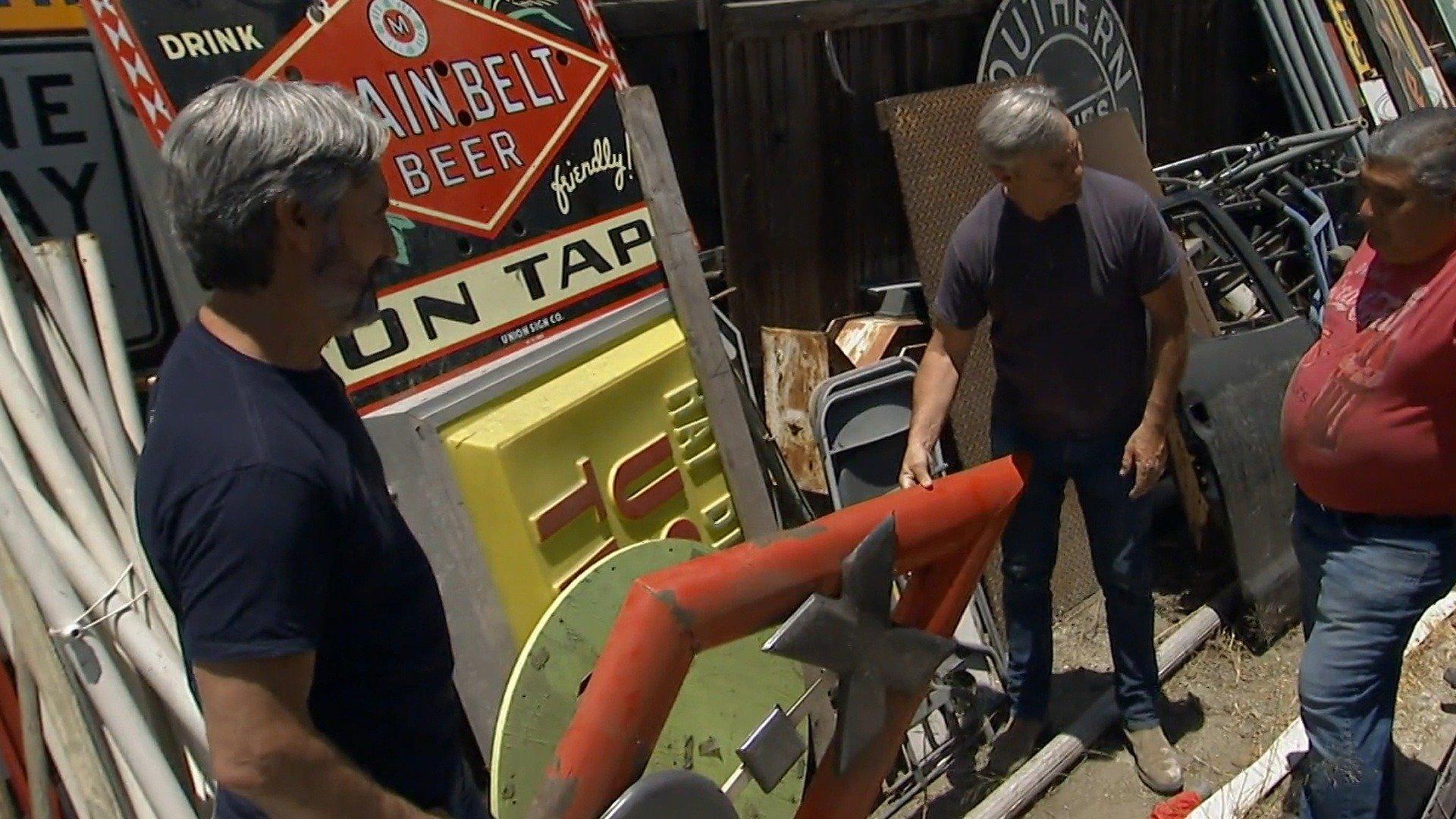 American Pickers: The King of Signs