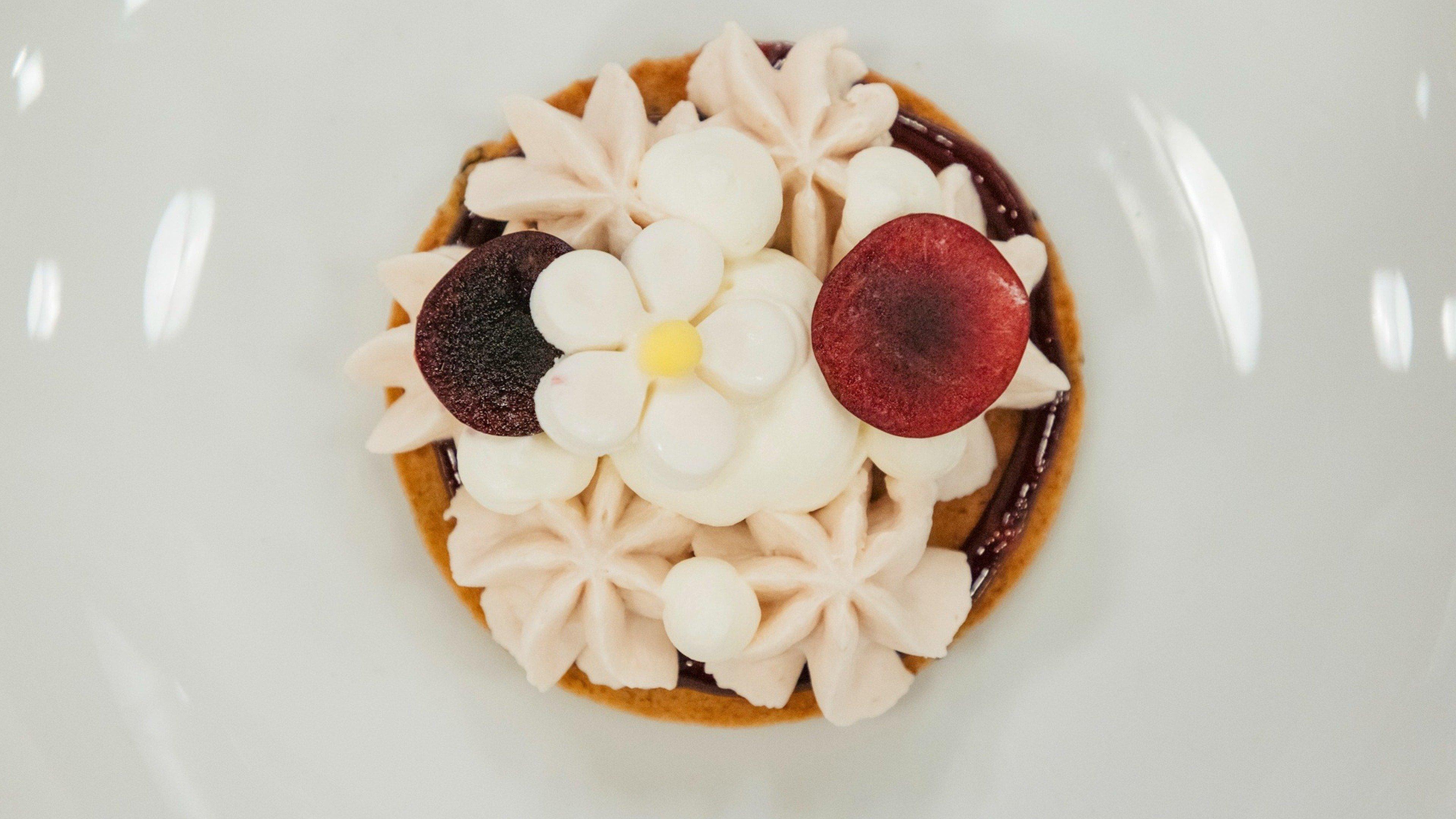 Spring Baking Championship: Everything's Coming Up Floral