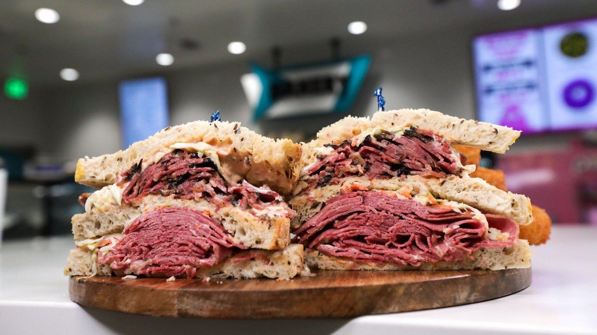 Food Paradise: Get in My Deli!