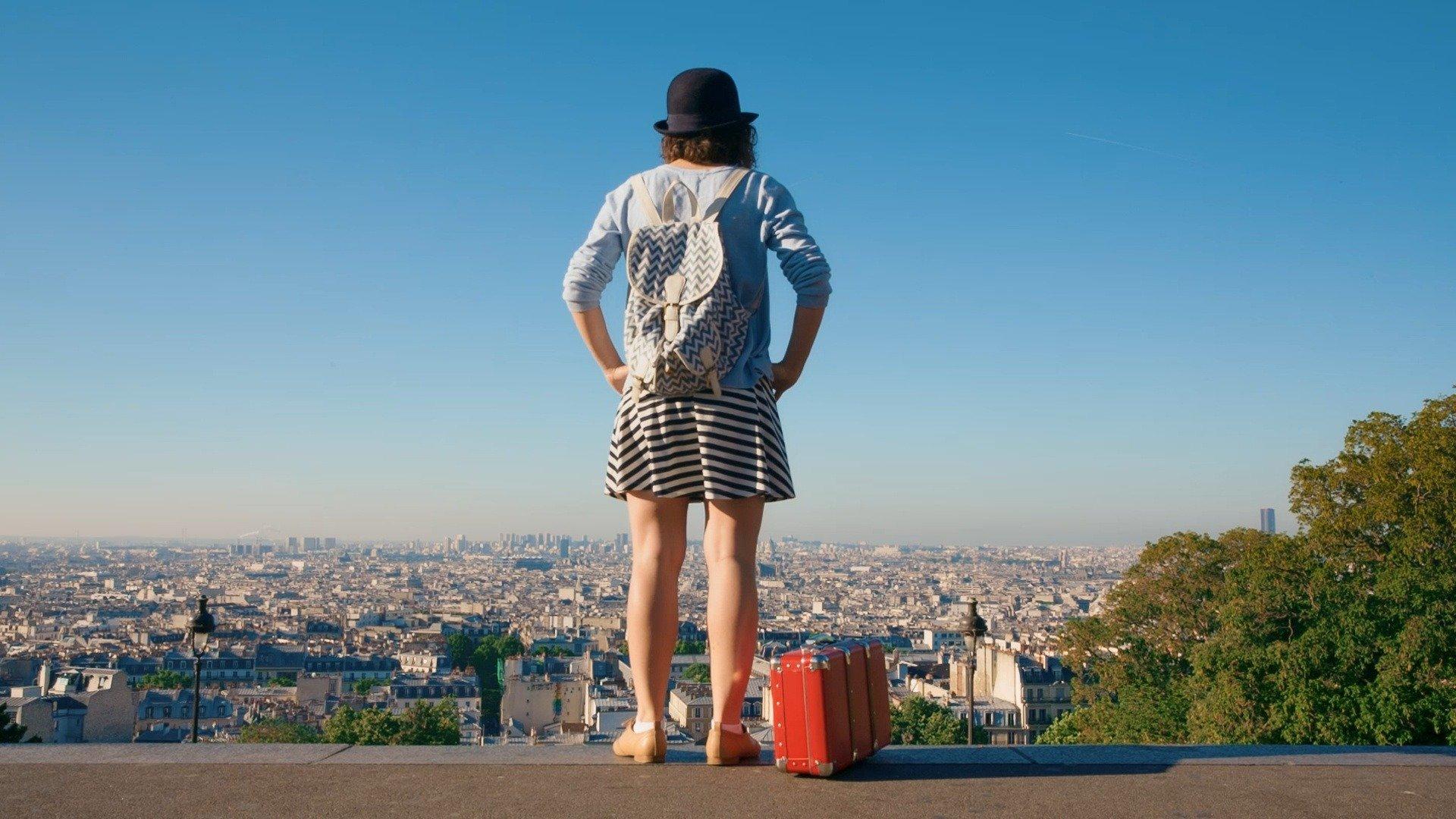 Alice in Paris: Bon Jour, Alice!