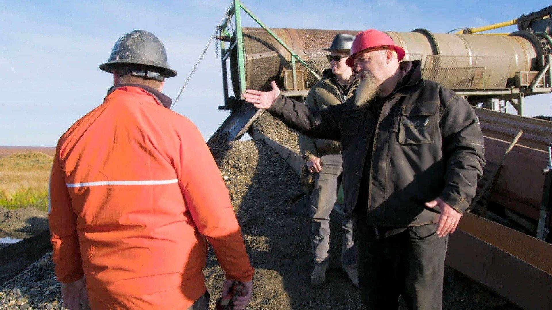 Hoffman Family Gold Episodes Streaming: Watch on Philo