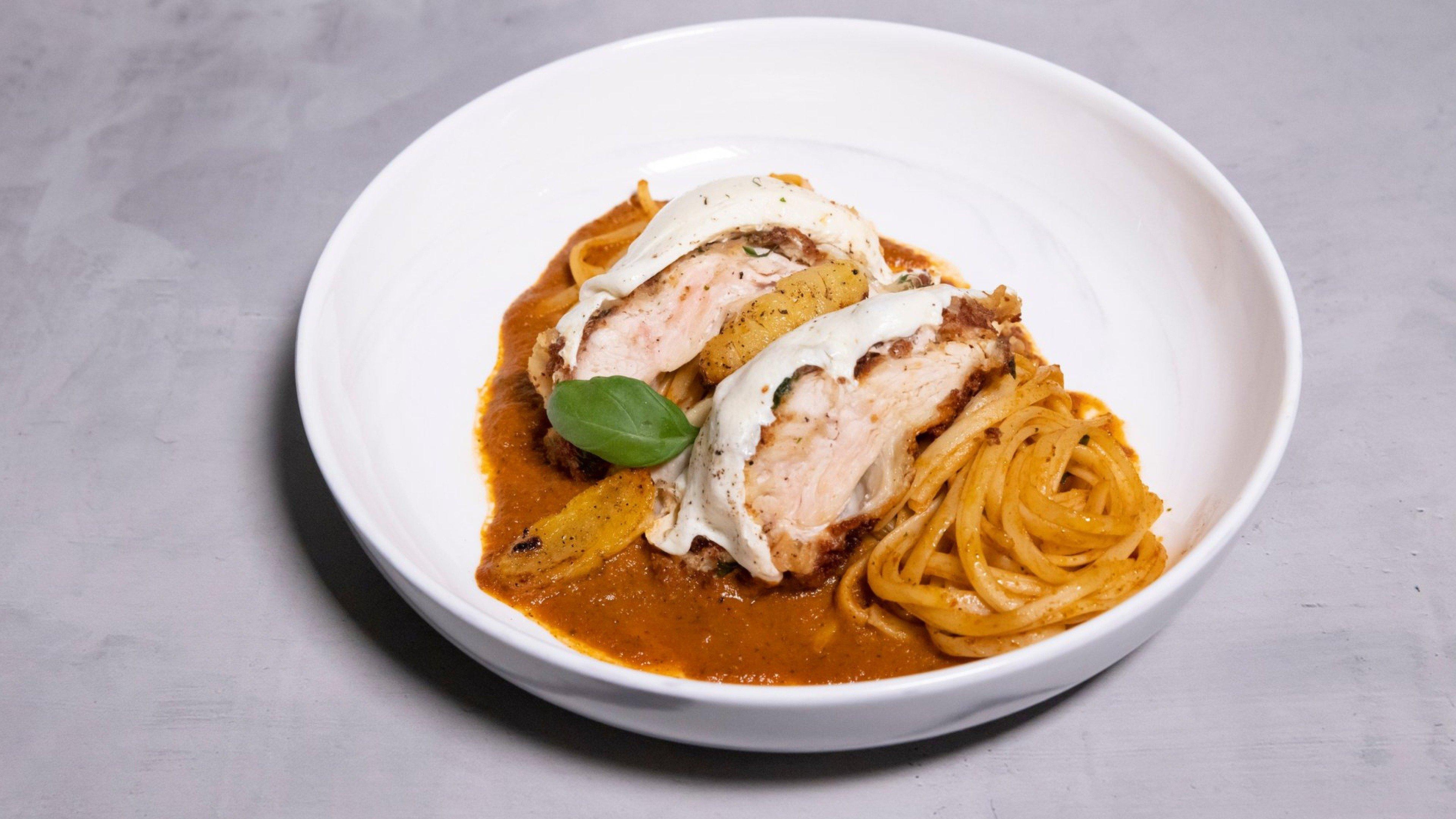 Chopped: Desperately Seeking Sous Chef: Battle 2