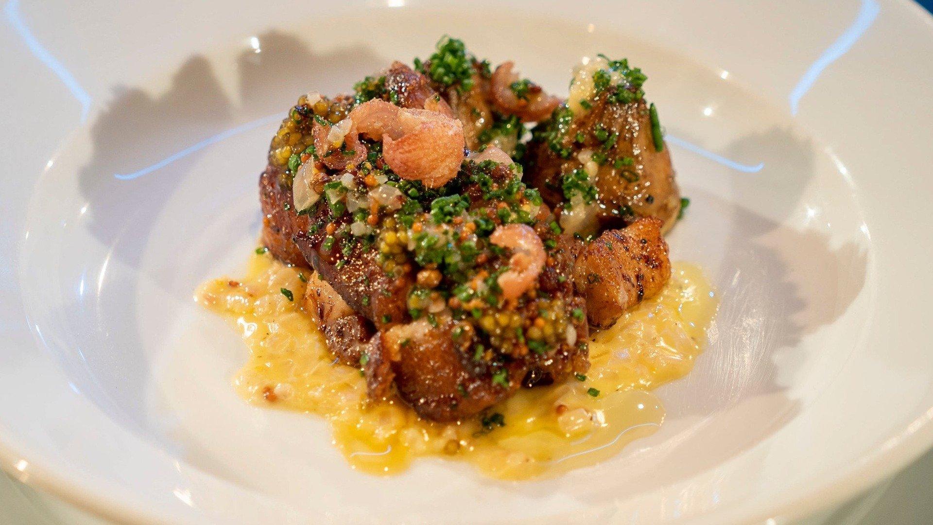 Watch Alex vs. America: S2E3 - Alex vs Pork on Philo (Free Trial)