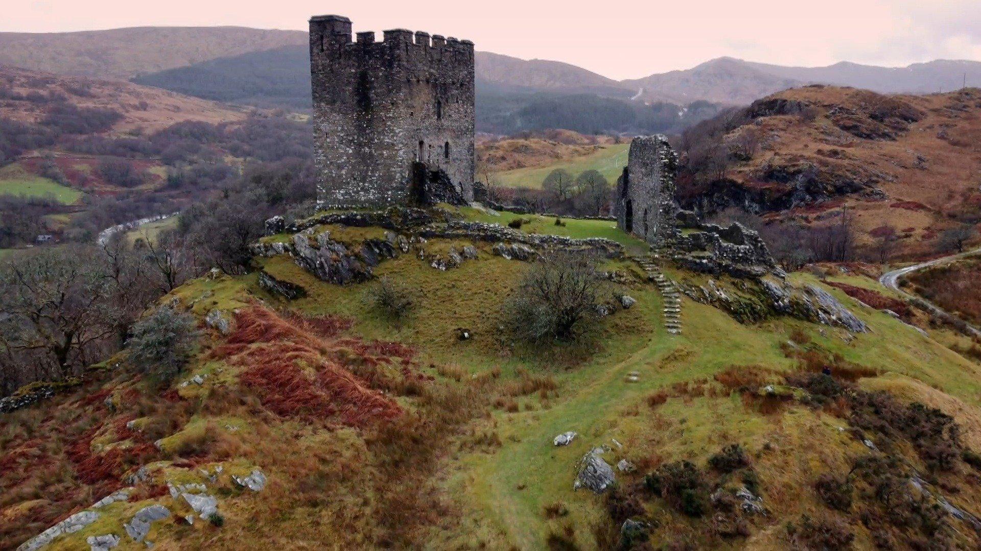 What on Earth?: Mystery of the Welsh Mine